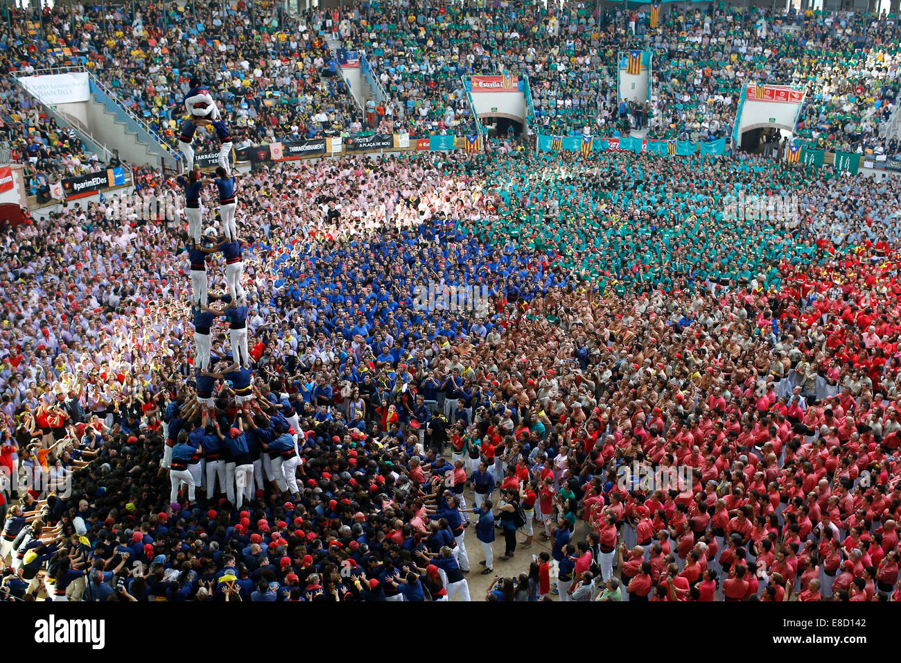 Castells hi-res stock photography and images - Alamy
