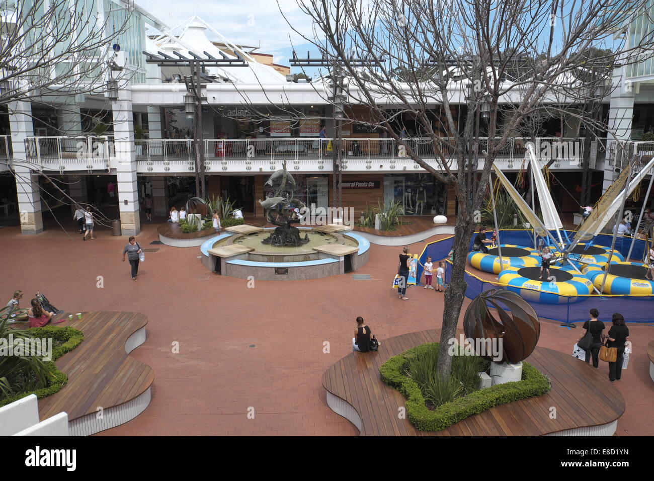 Warringah mall hi-res stock photography and images - Alamy