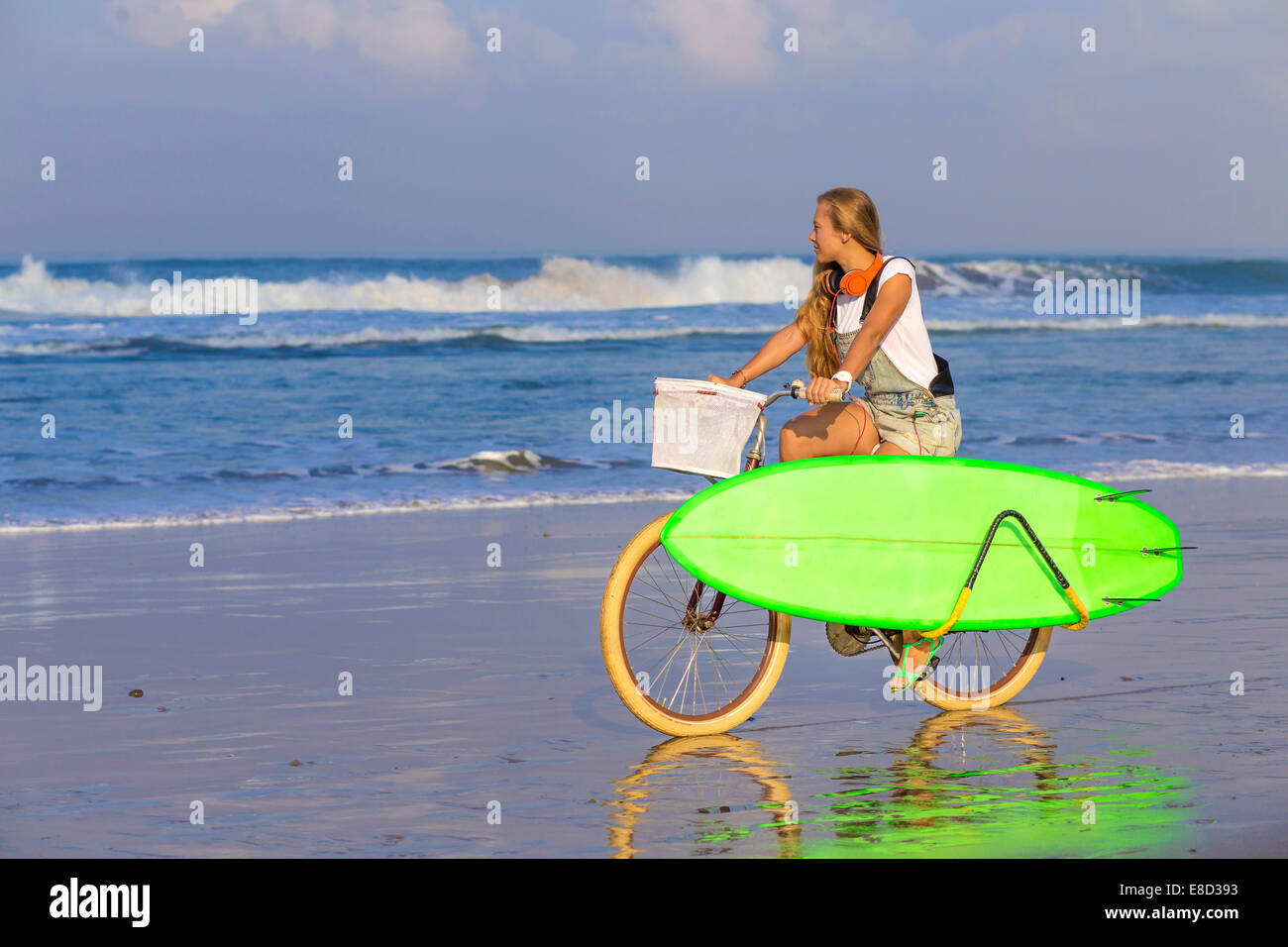 Florida surfer girl hi-res stock photography and images - Alamy