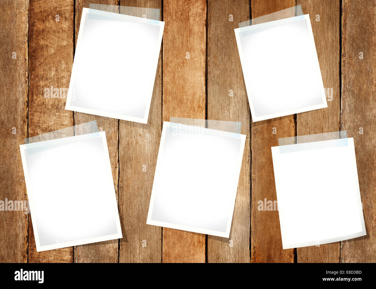 5 Empty Paper Taped On Wooden Wall Stock Photo - Alamy