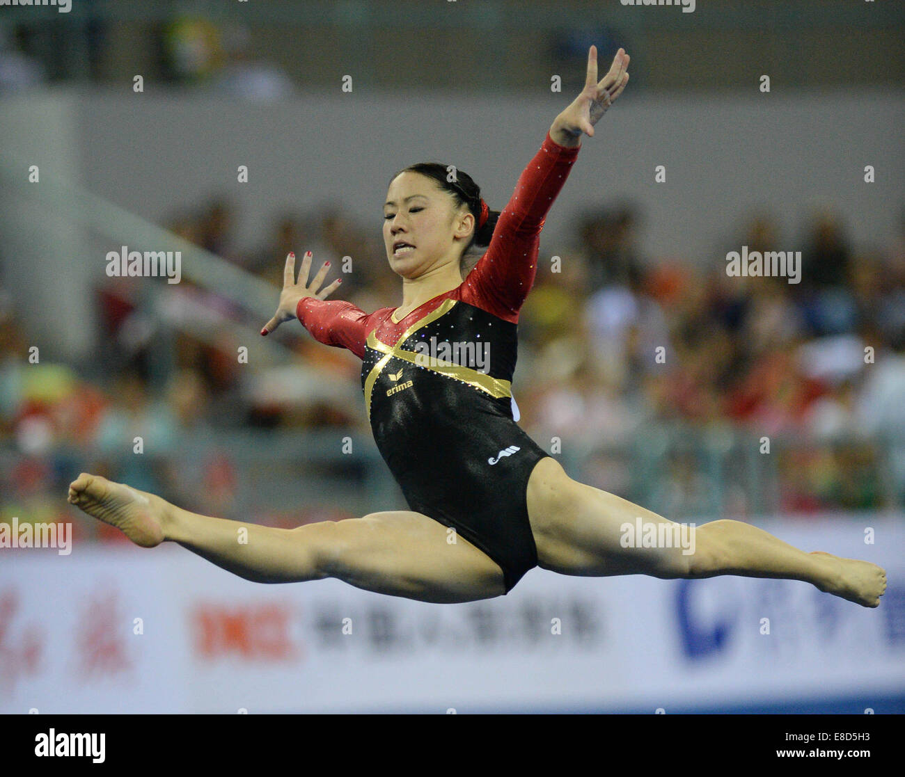 Kim bui gymnastics hi-res stock photography and images - Alamy
