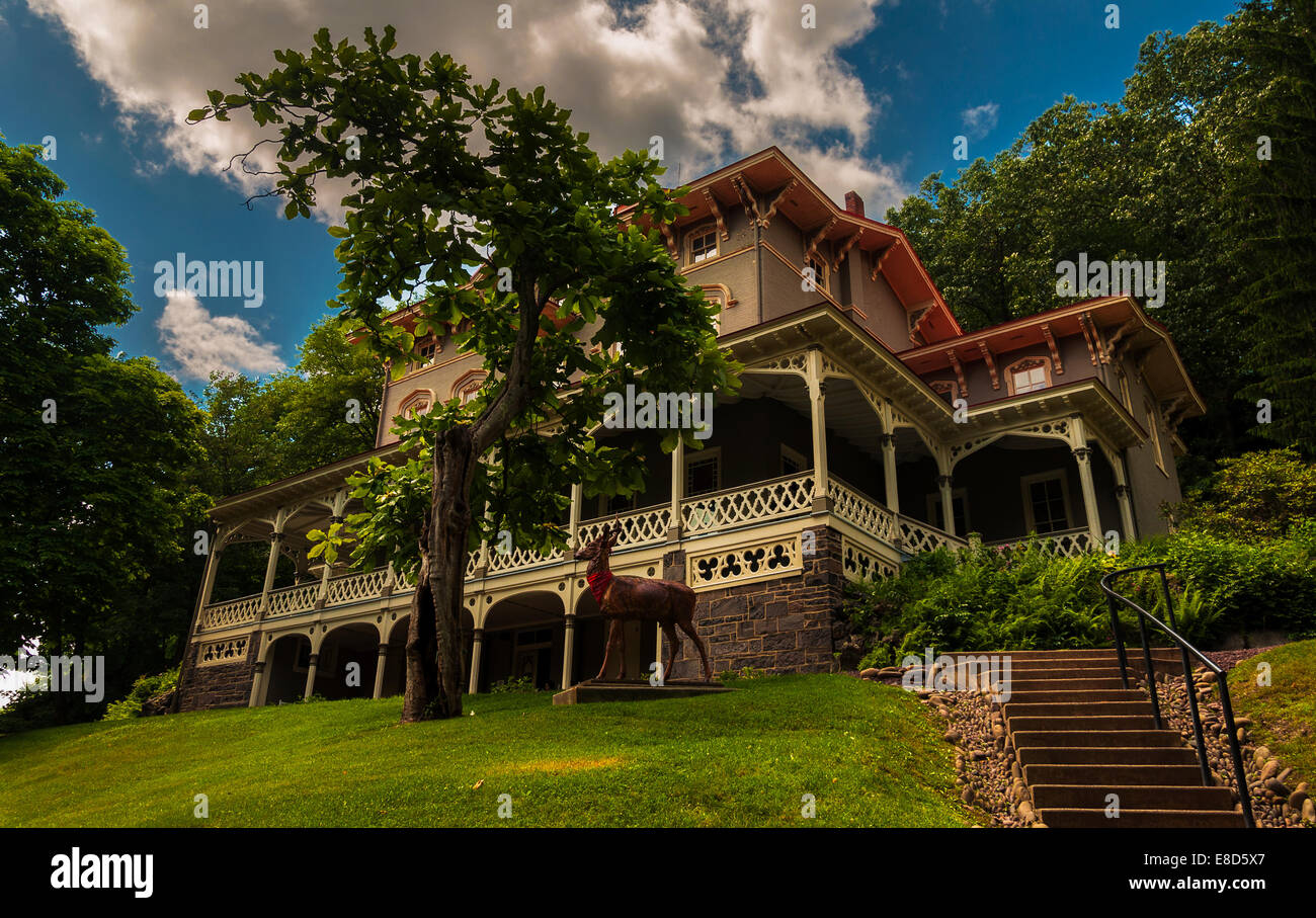 Thorpe building hi-res stock photography and images - Alamy