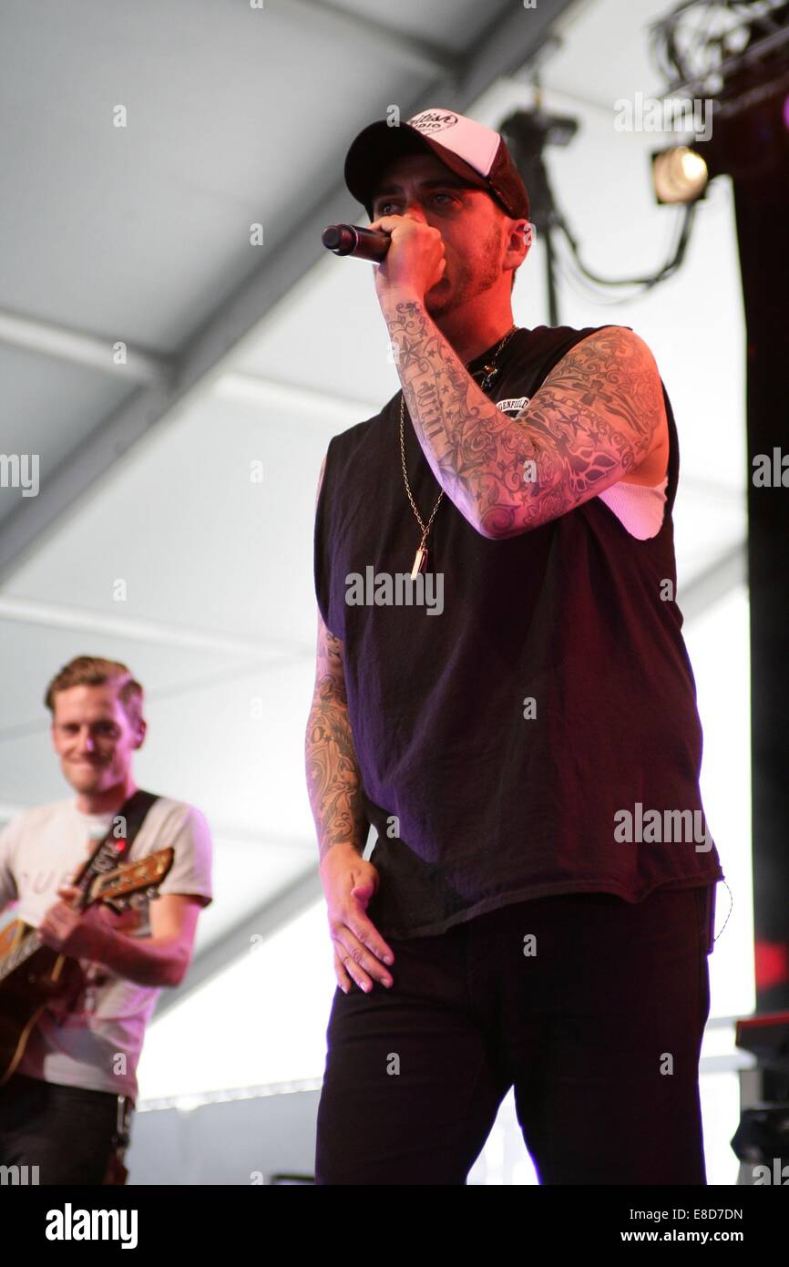 Las Vegas, NV, USA. 5th Oct, 2014. Adam Flohmeyer, Josh Hoge, Jukebox ...