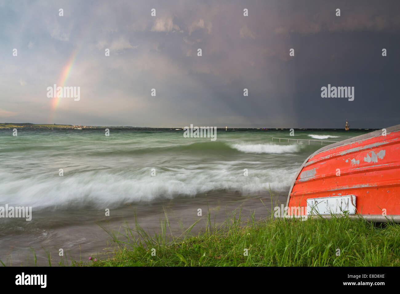 Waves swimming pool hi-res stock photography and images - Alamy