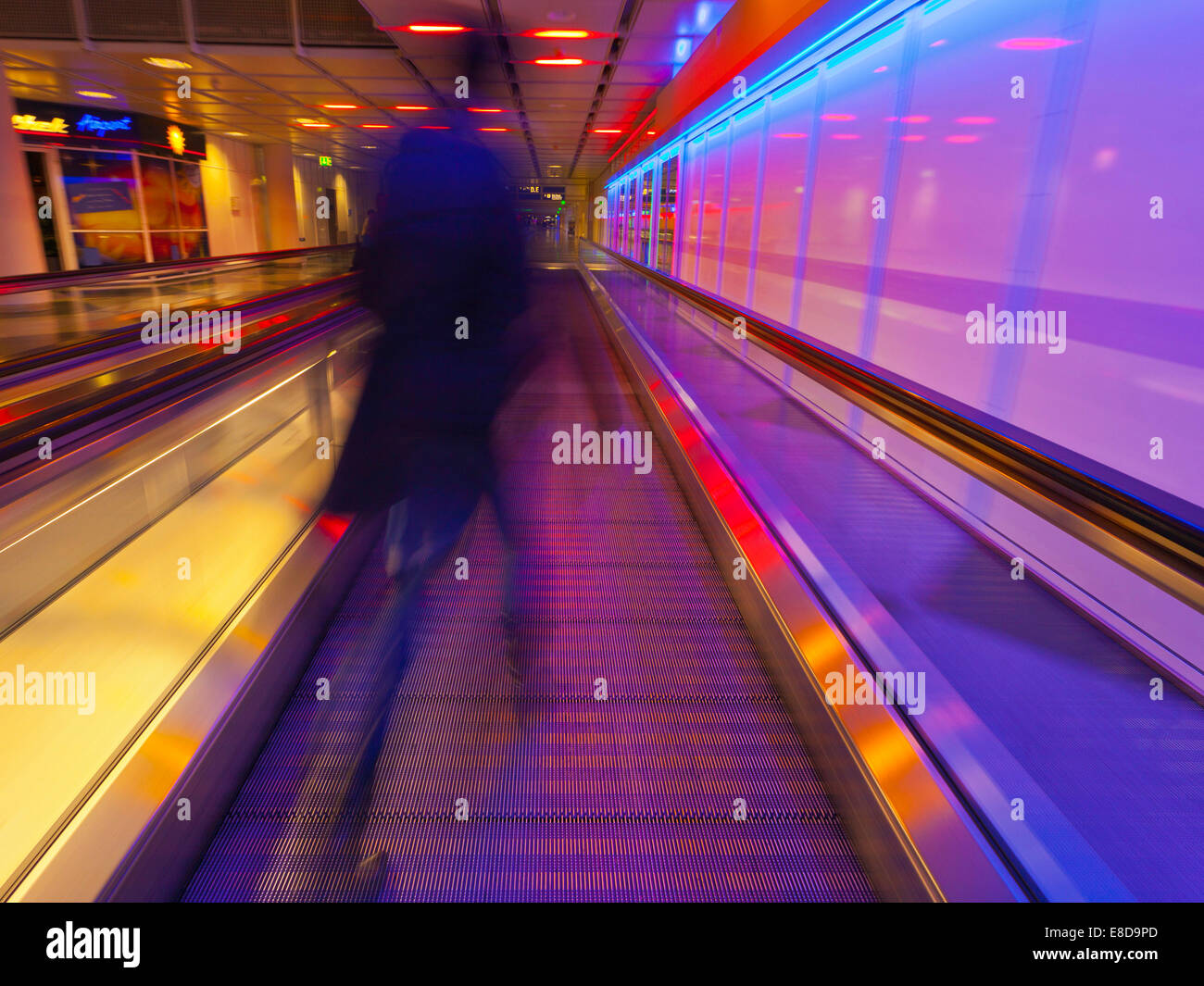 Travellator hi-res stock photography and images - Alamy