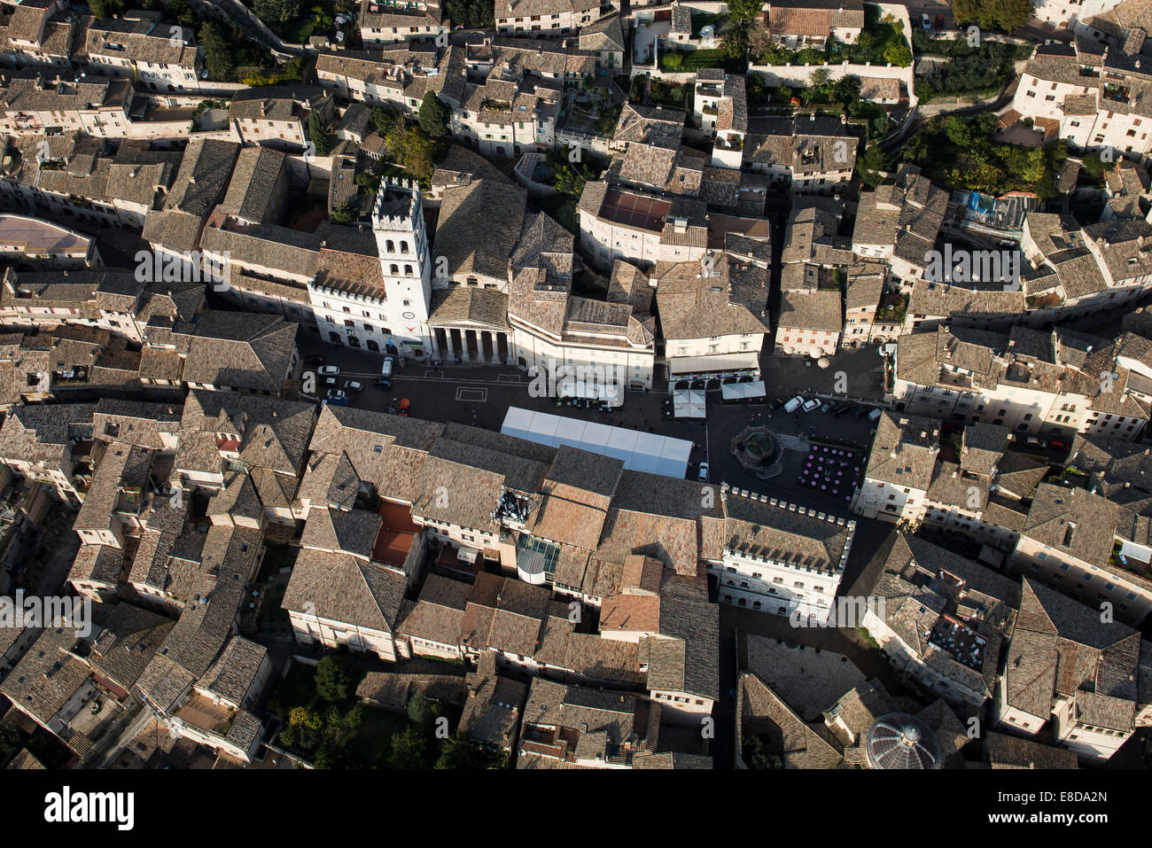 Piazza del Comune, historic centre, Assisi, Umbria, Italy Stock Photo ...