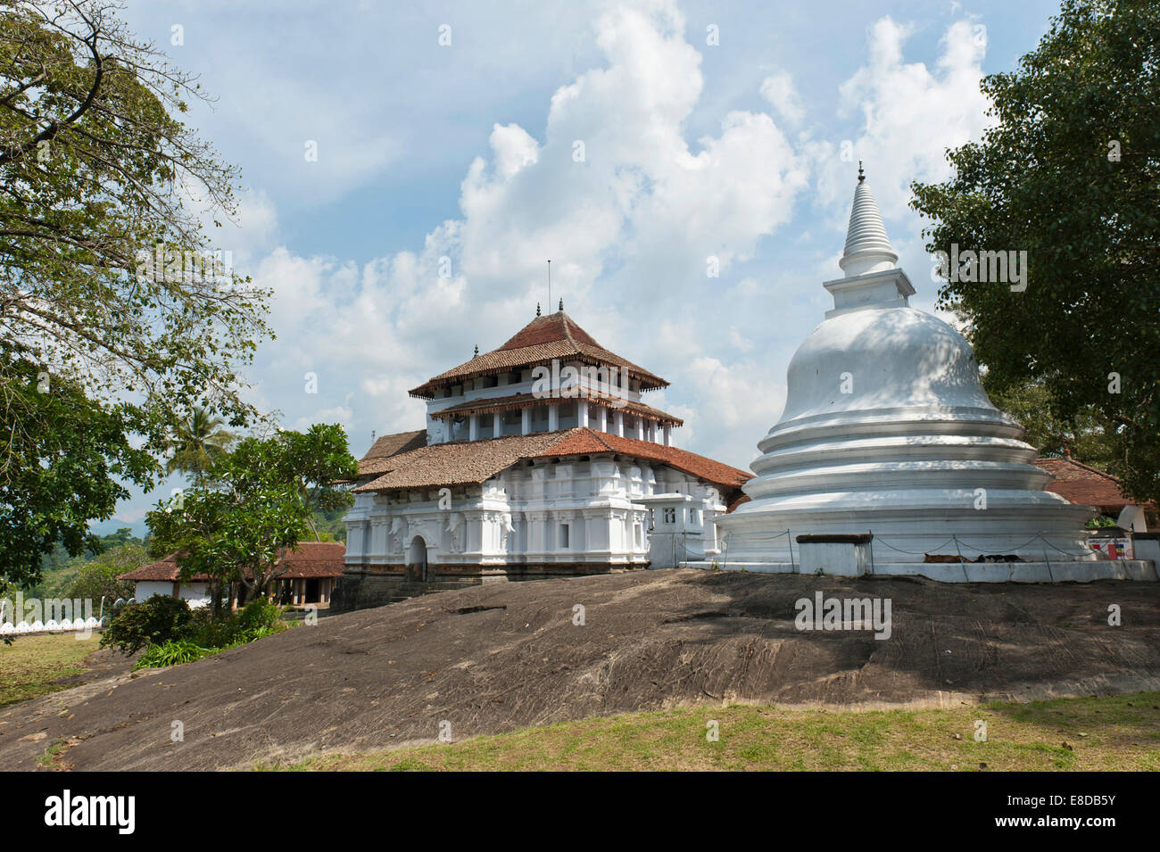 Gadaladeniya hi-res stock photography and images - Alamy