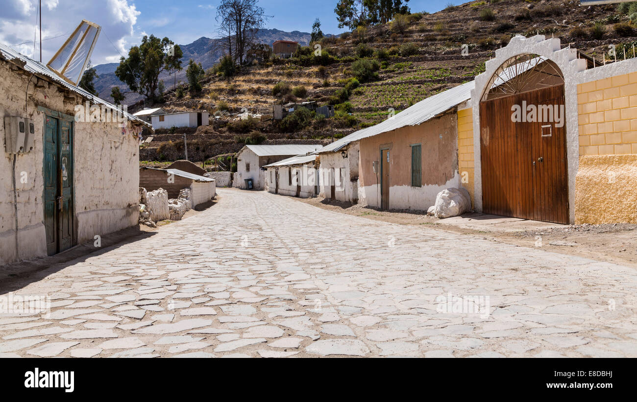 Road in Socoromo, Lauca National Park, Atacama Desert, northern Chile ...
