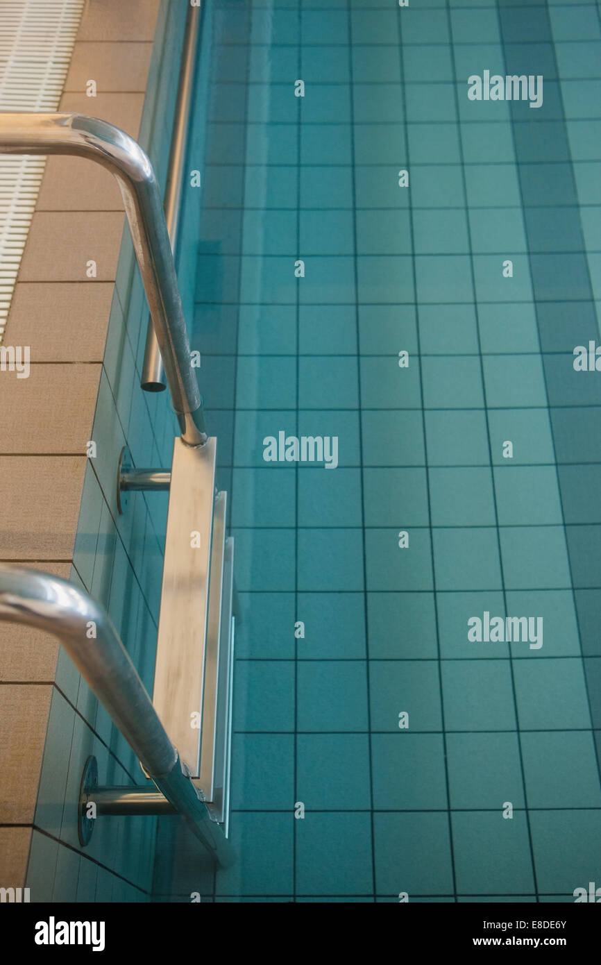 Empty swimming pool with tiles Stock Photo - Alamy
