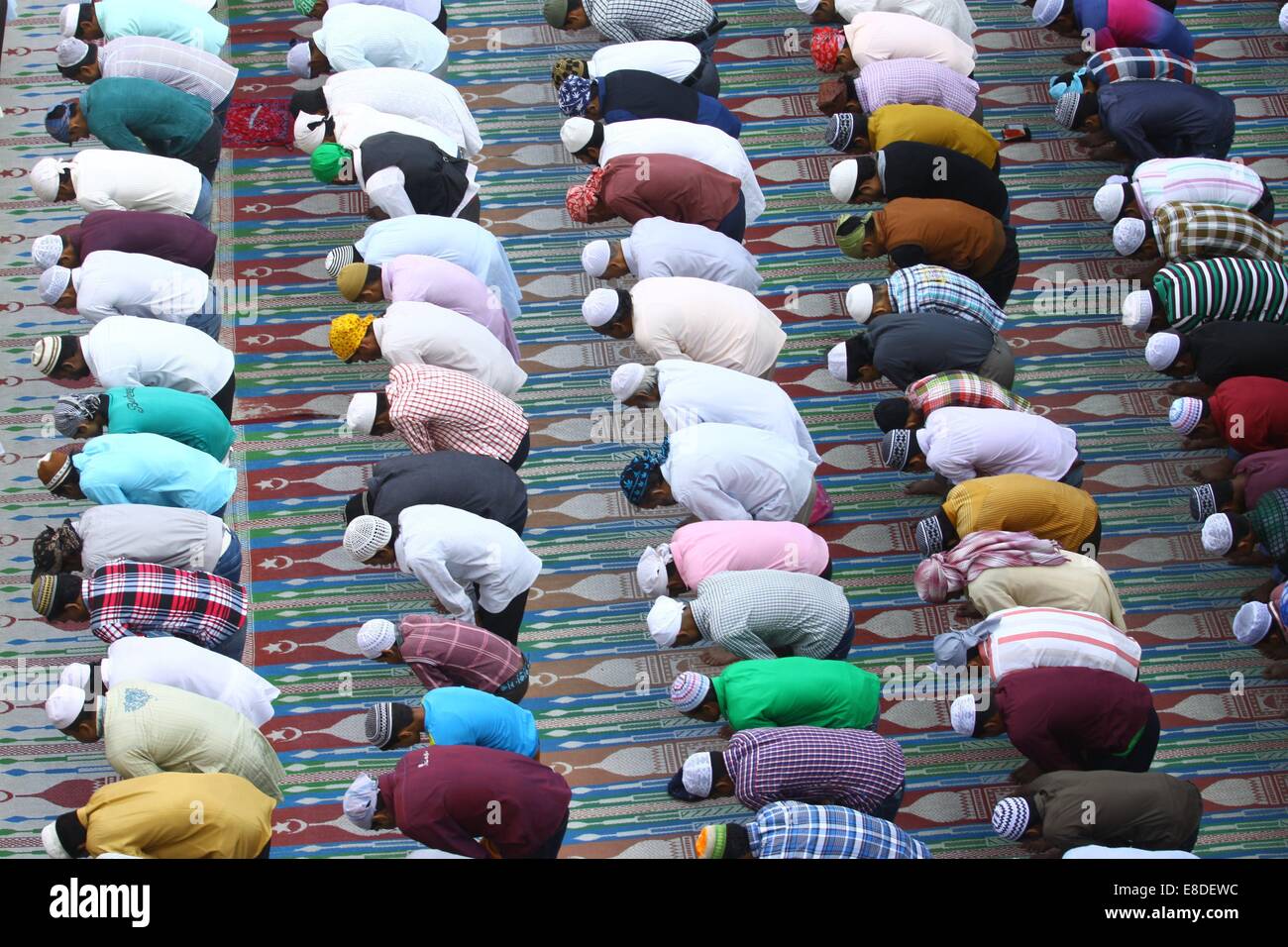 Kashmiri jame mosque hi-res stock photography and images - Alamy