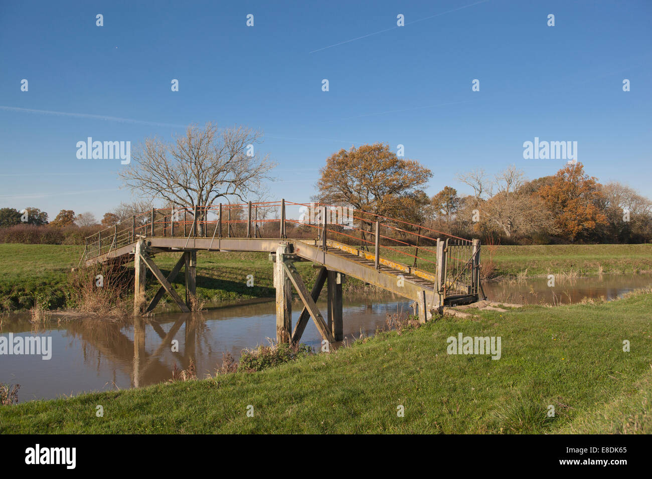Bridge over rough water hi-res stock photography and images - Alamy