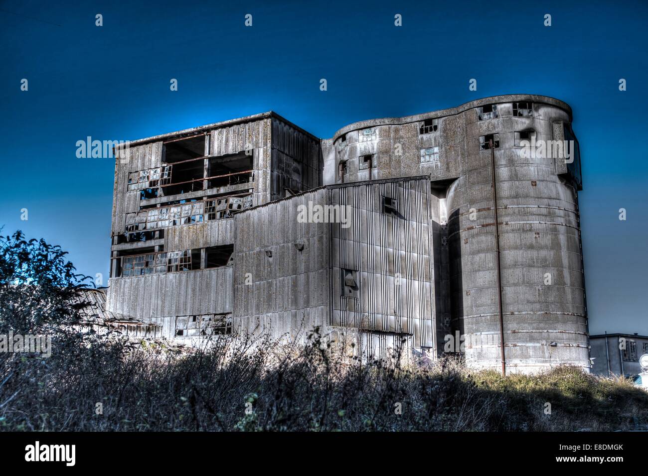 Shoreham cement works hi-res stock photography and images - Alamy