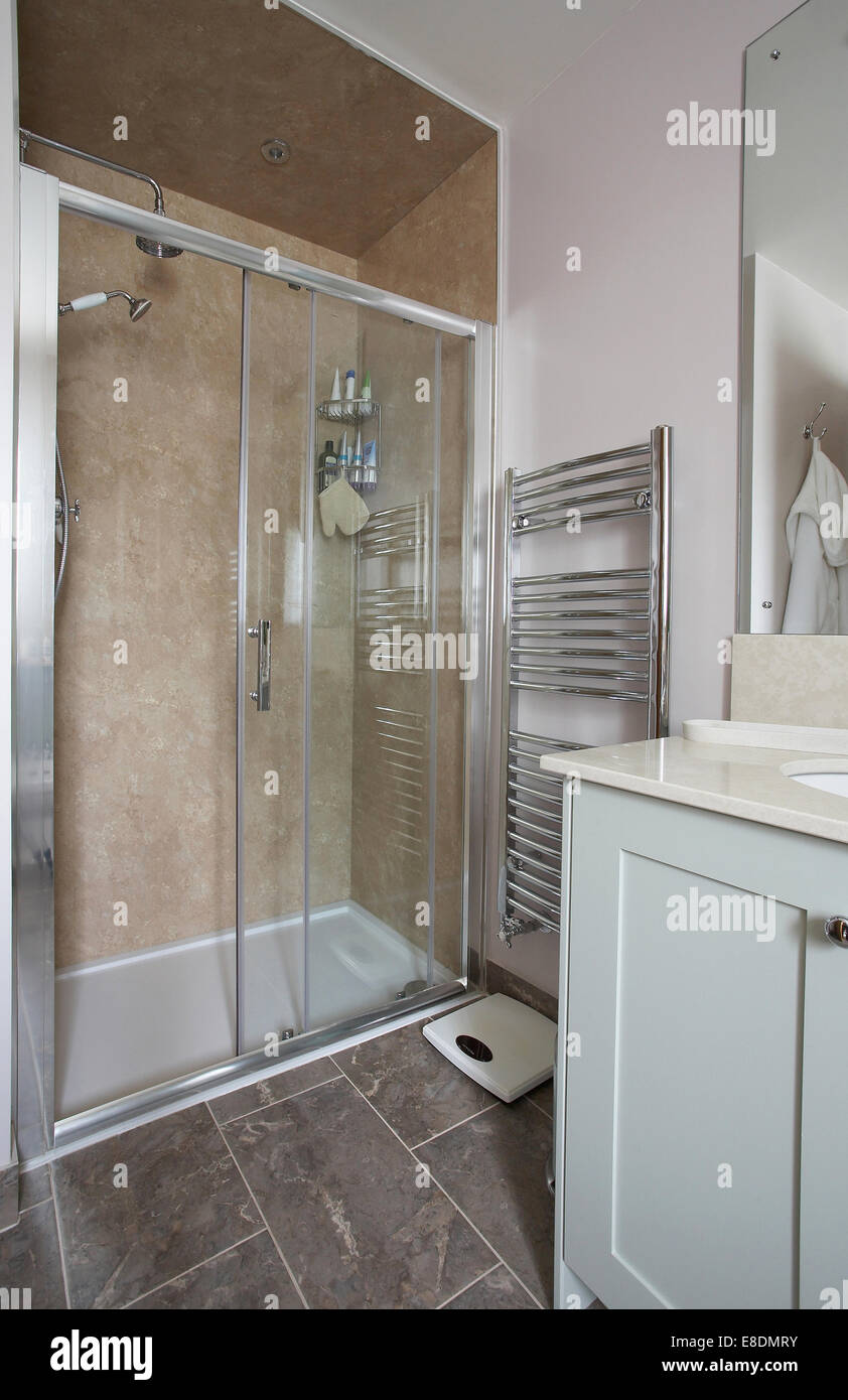 Contemporary shower room hi-res stock photography and images - Alamy