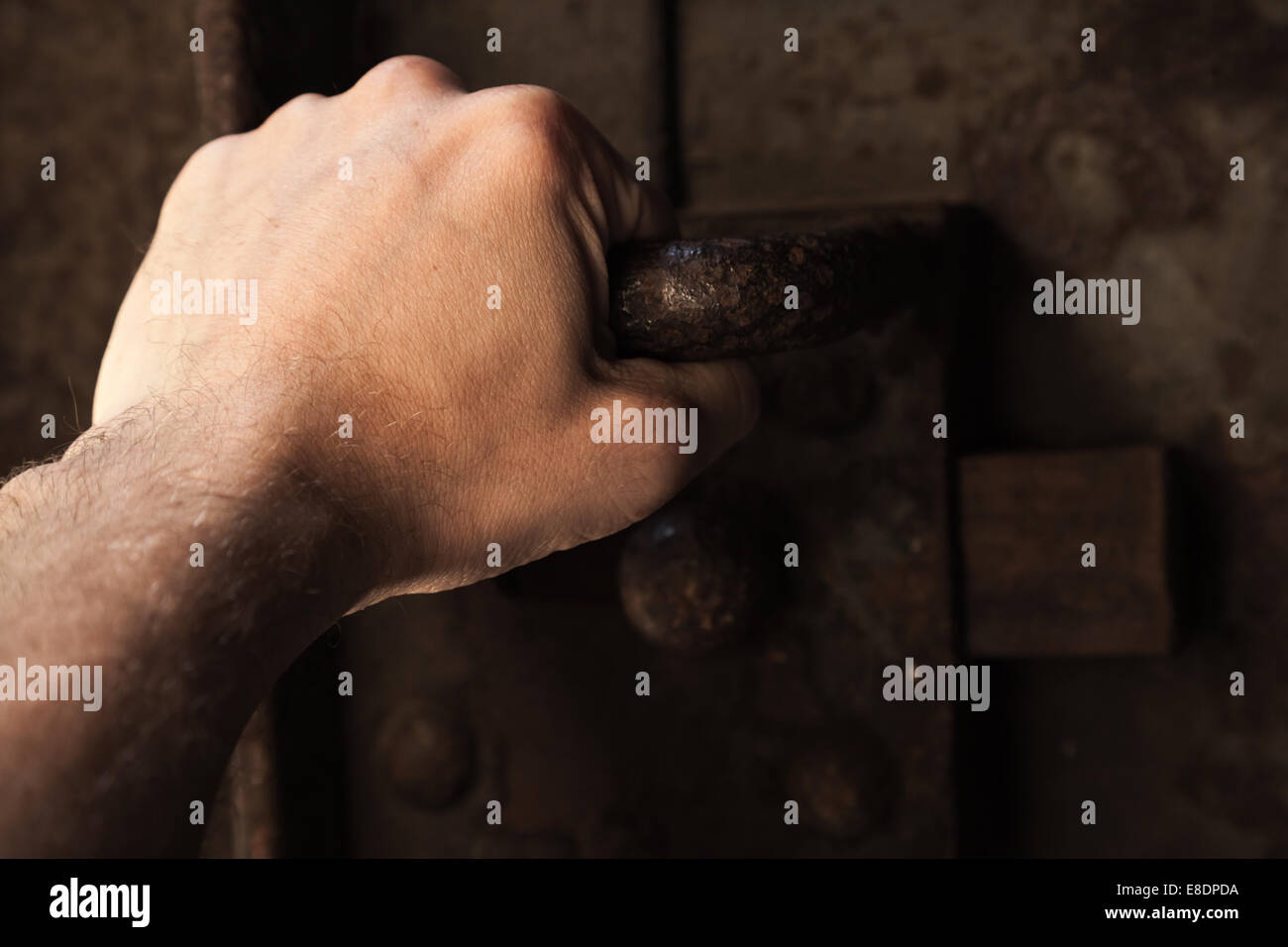 Hand pull hi-res stock photography and images - Alamy