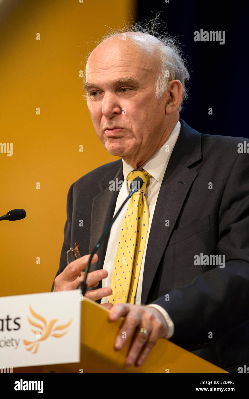 Vince cable speaking hi-res stock photography and images - Alamy