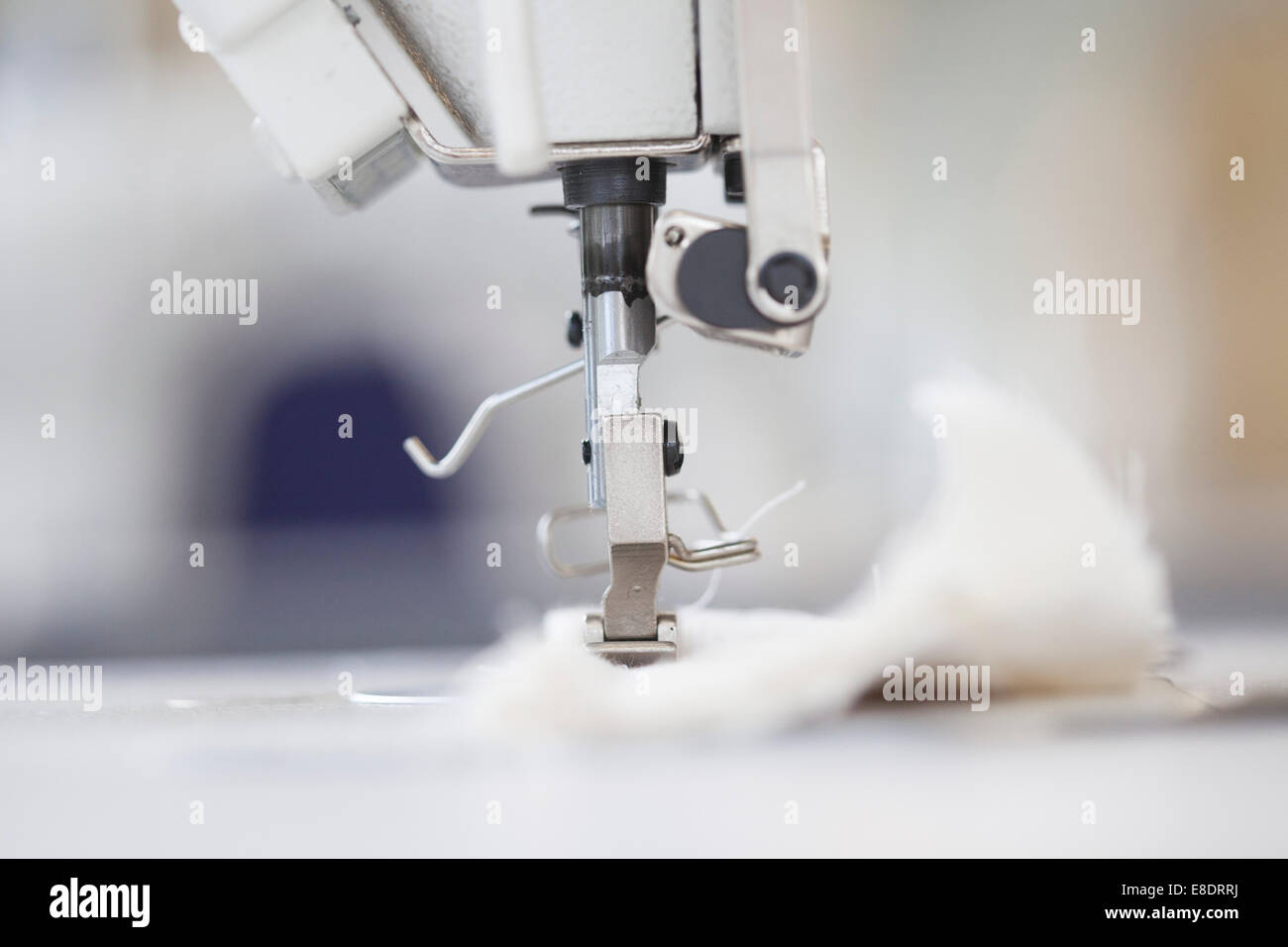 needle and thread on a sewing machine Stock Photo - Alamy