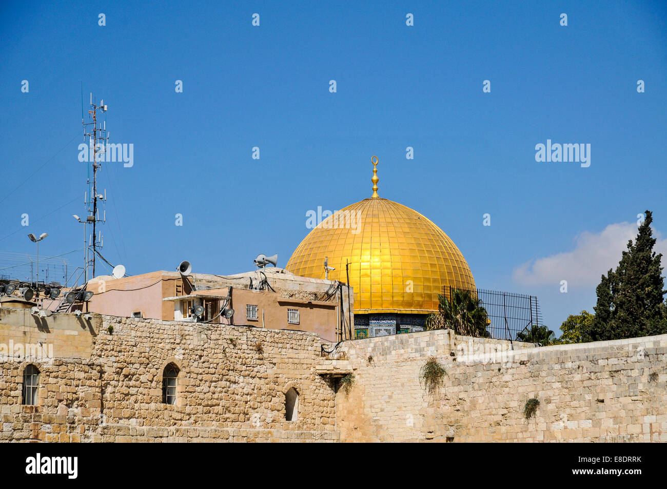 The gilded Dome of the Rock, on Haram esh Sharif (Temple Mount) Israel ...