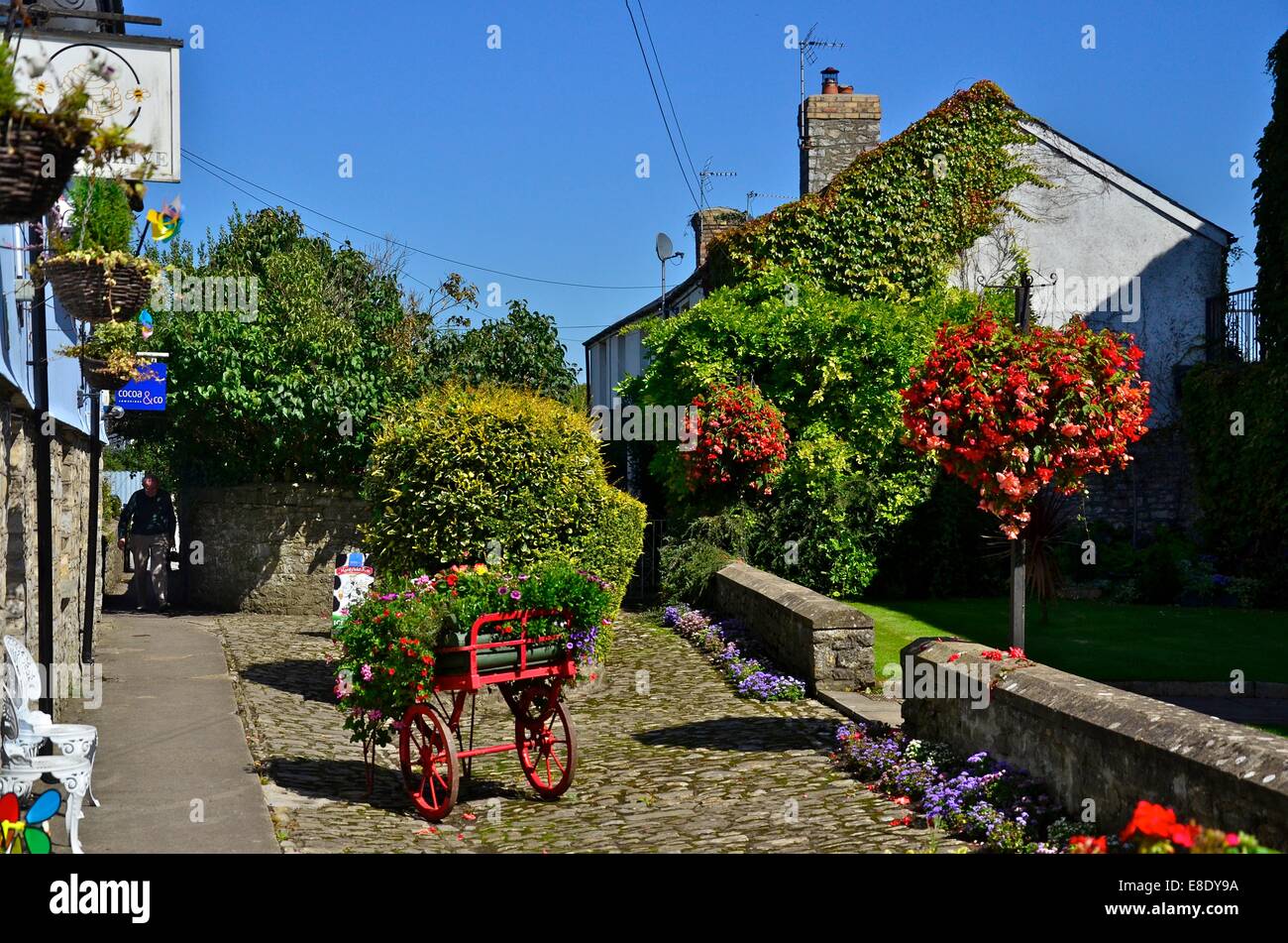 House in cowbridge hi-res stock photography and images - Alamy