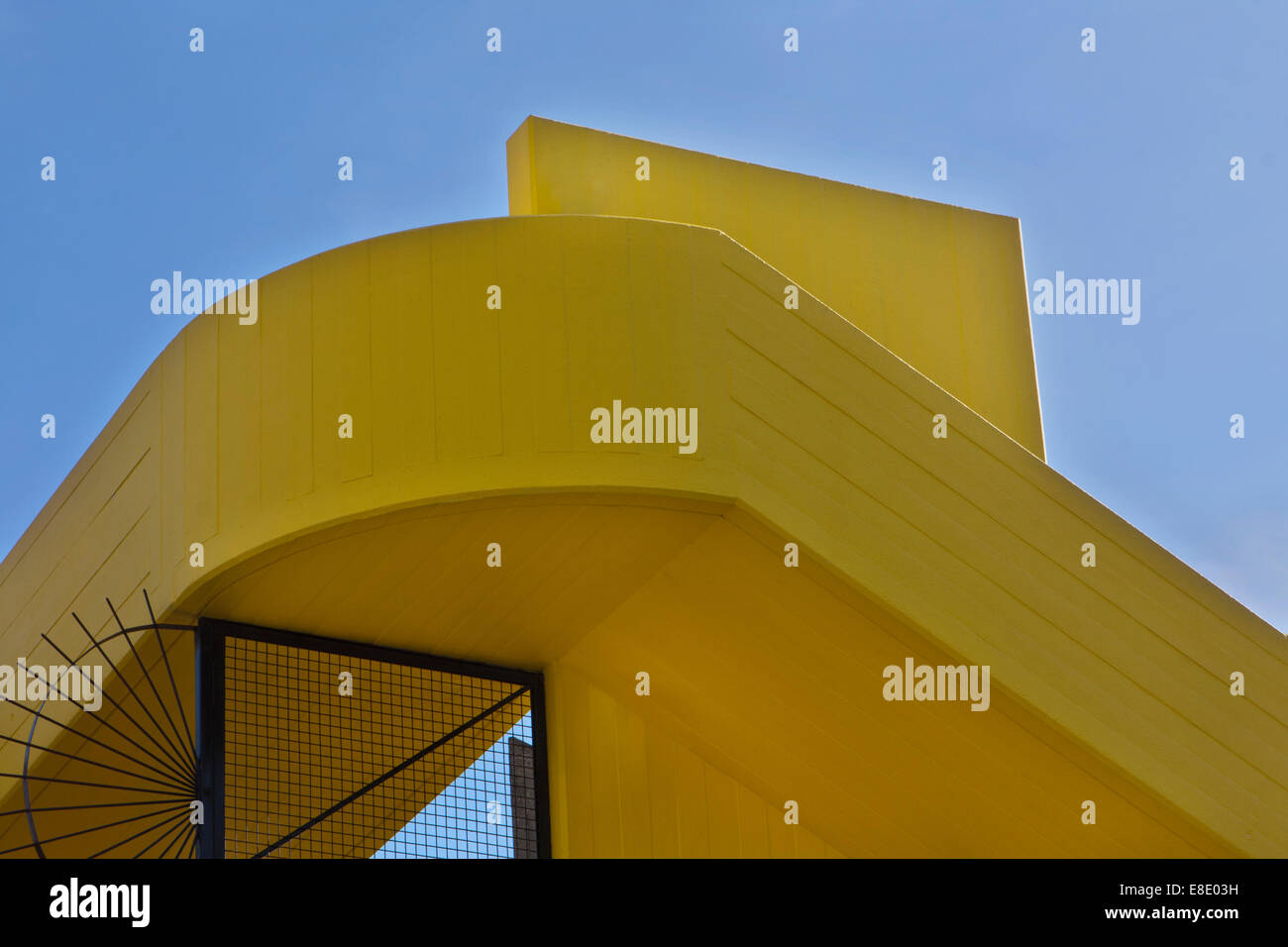 Modern design building in London, England Stock Photo - Alamy