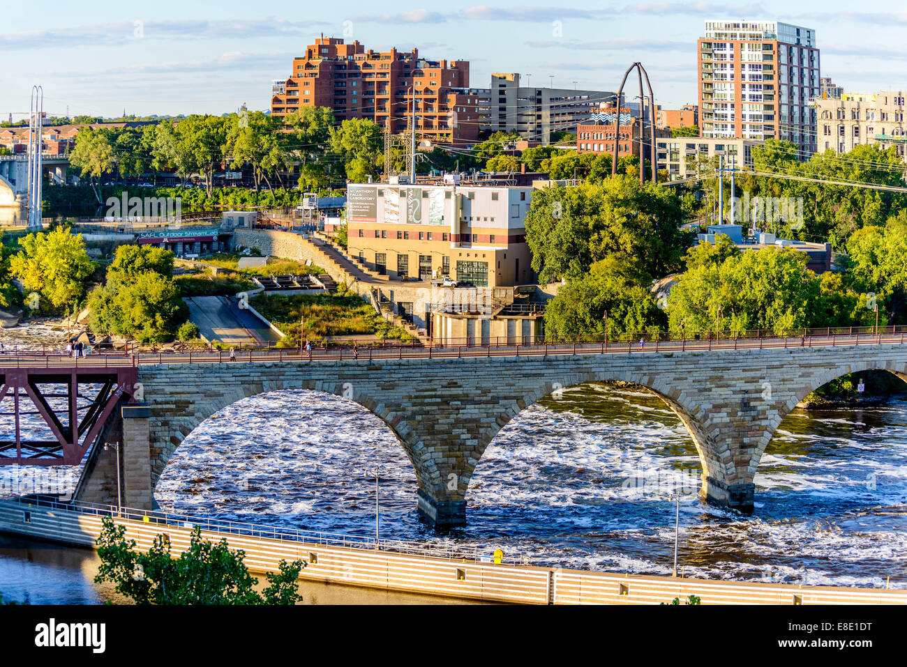 Minneapolis, MN, river and bridge near downtown Stock Photo - Alamy