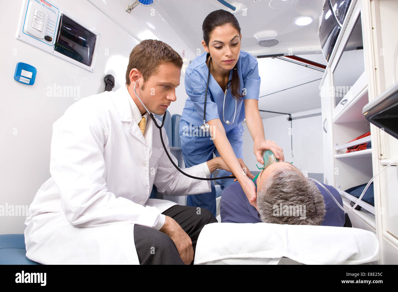 First Aid Personnel Stock Photos & First Aid Personnel Stock Images - Alamy