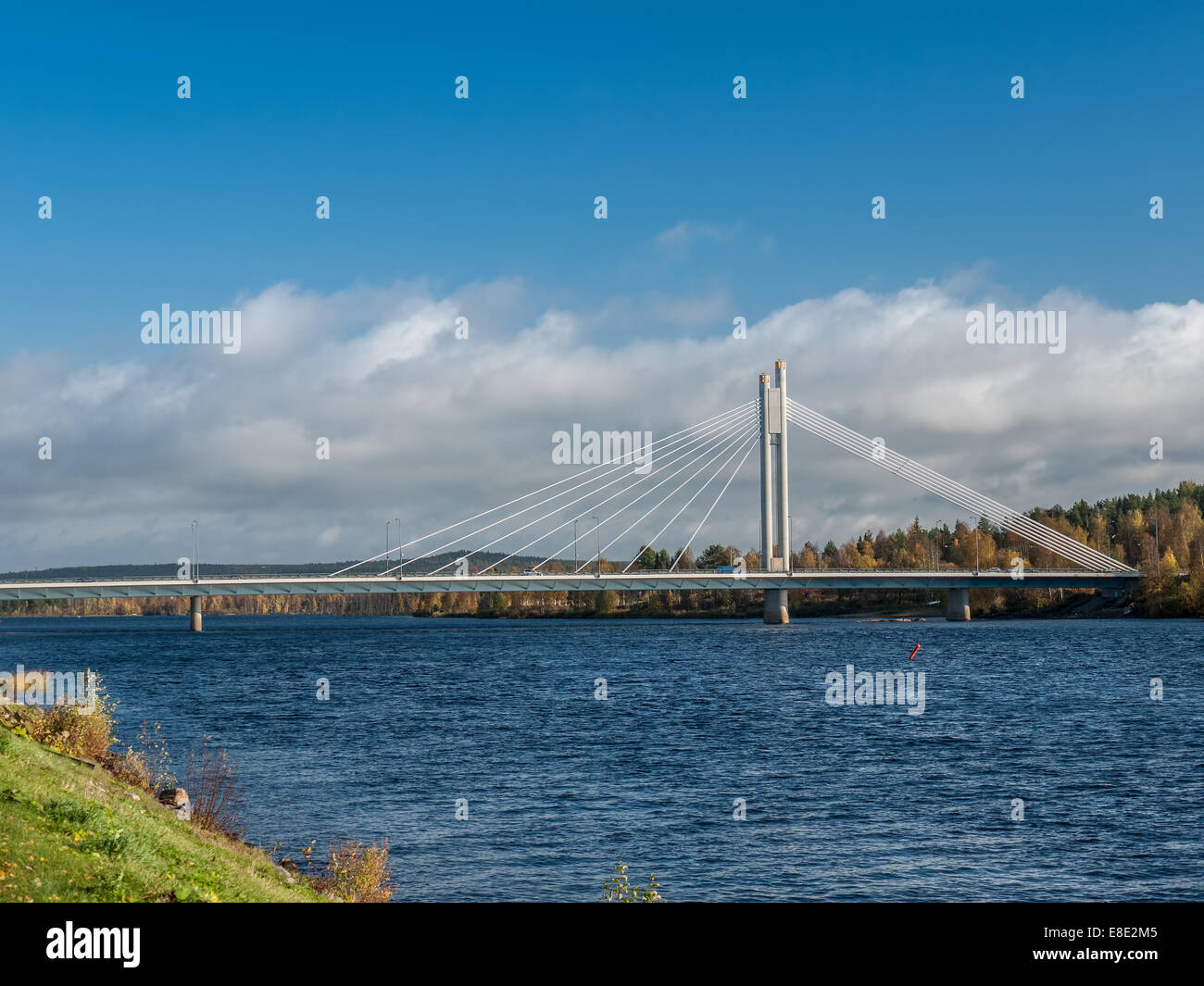 Bridge over the Ounas river, Rovaniemi, Finland Stock Photo - Alamy