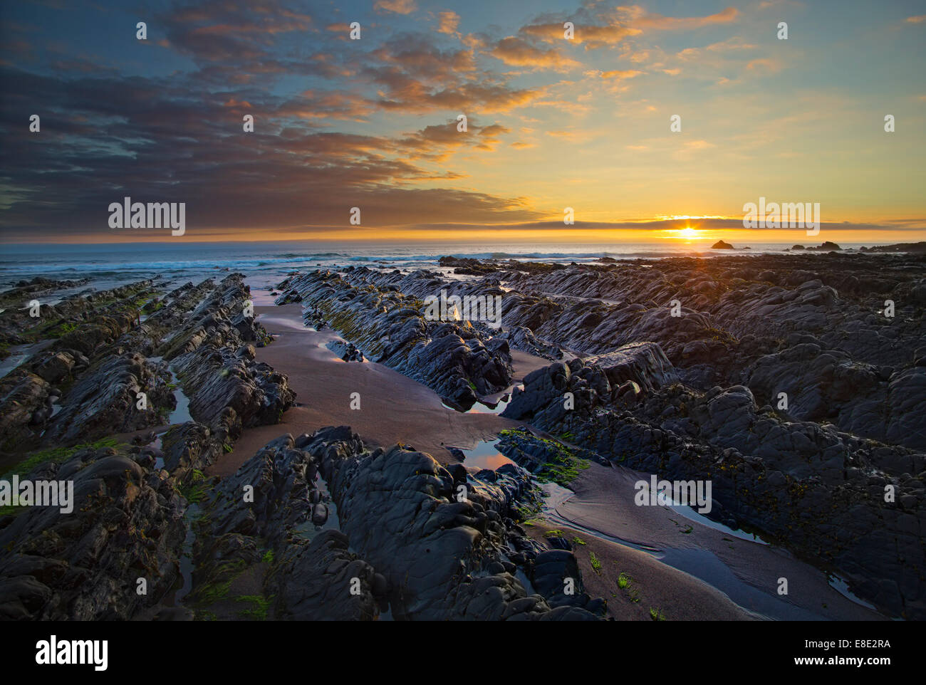 Welcombe mouth bay hi-res stock photography and images - Alamy
