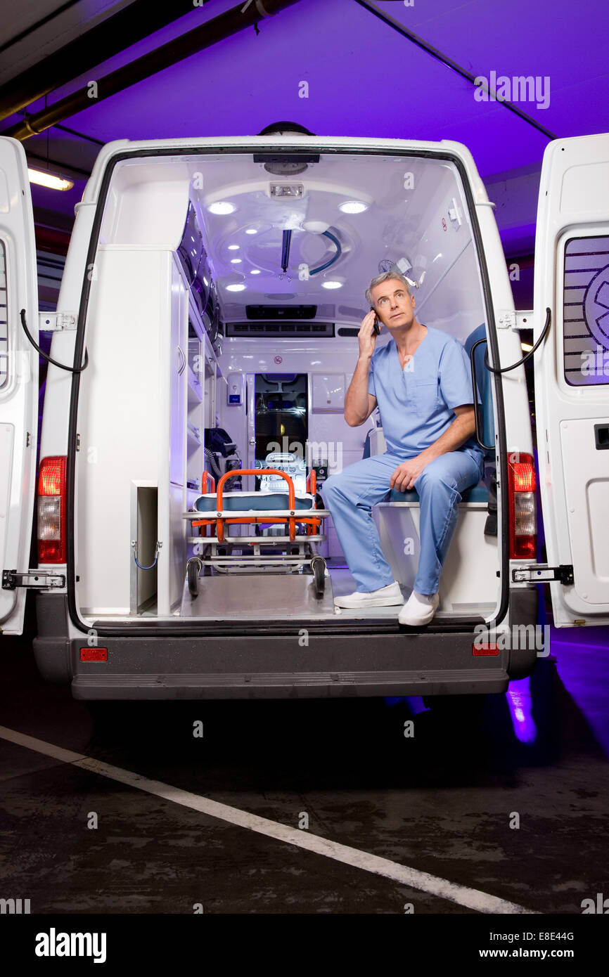 Nurse call ambulance hi-res stock photography and images - Alamy