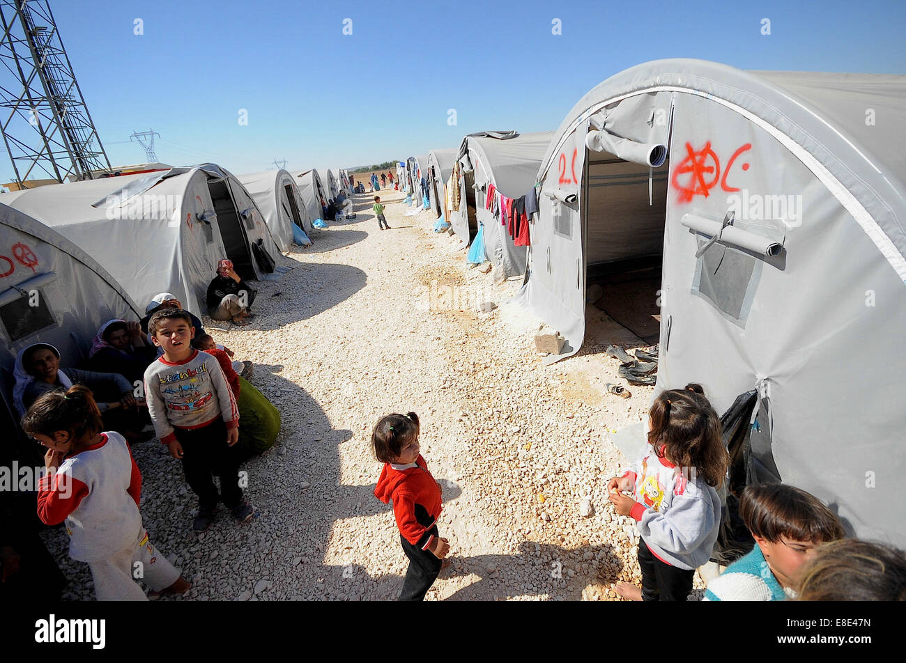 Suruc, Turkey. 6th Oct, 2014. Turkey is struggling to cope with the ...