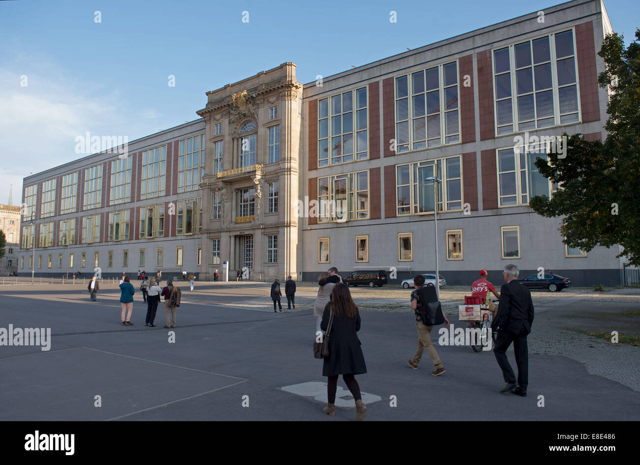 Former state council building of the gdr hi-res stock photography and ...