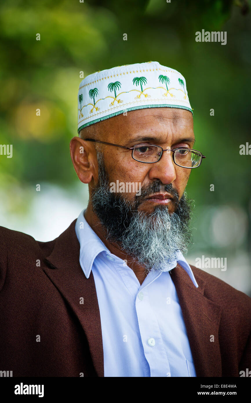Muslim speaker hi-res stock photography and images - Alamy