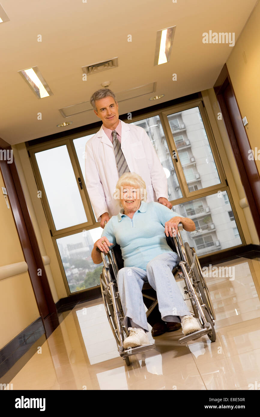 Hospital patient walking uk hi-res stock photography and images - Alamy