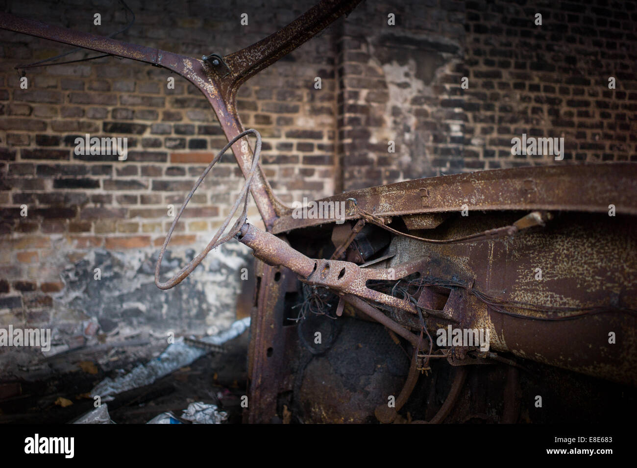 Berlin, Germany, burned-out car in a garage in Prenzlauer Berg Stock ...