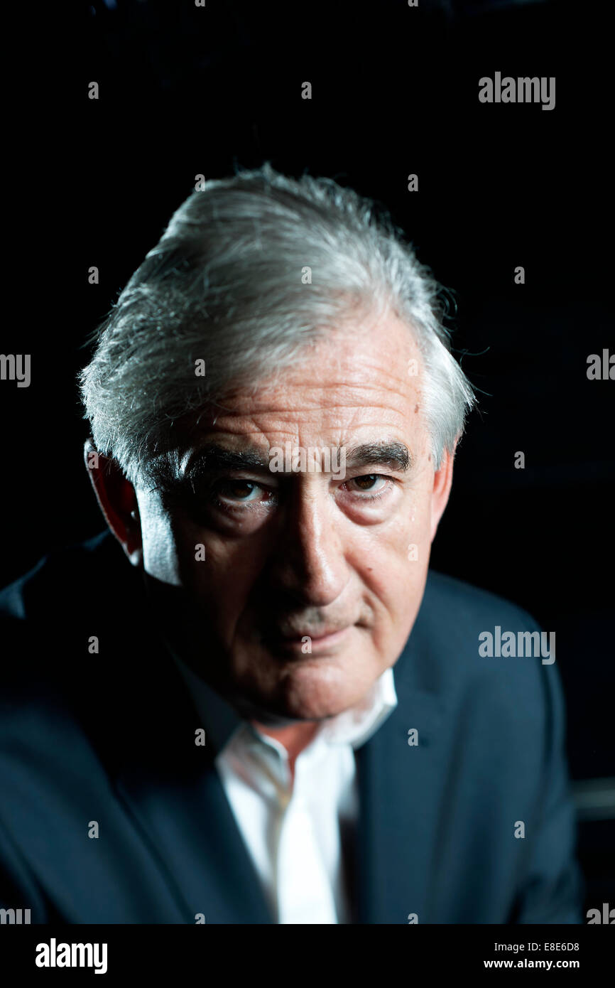 Anthony beevor antony james beevor hi-res stock photography and images ...