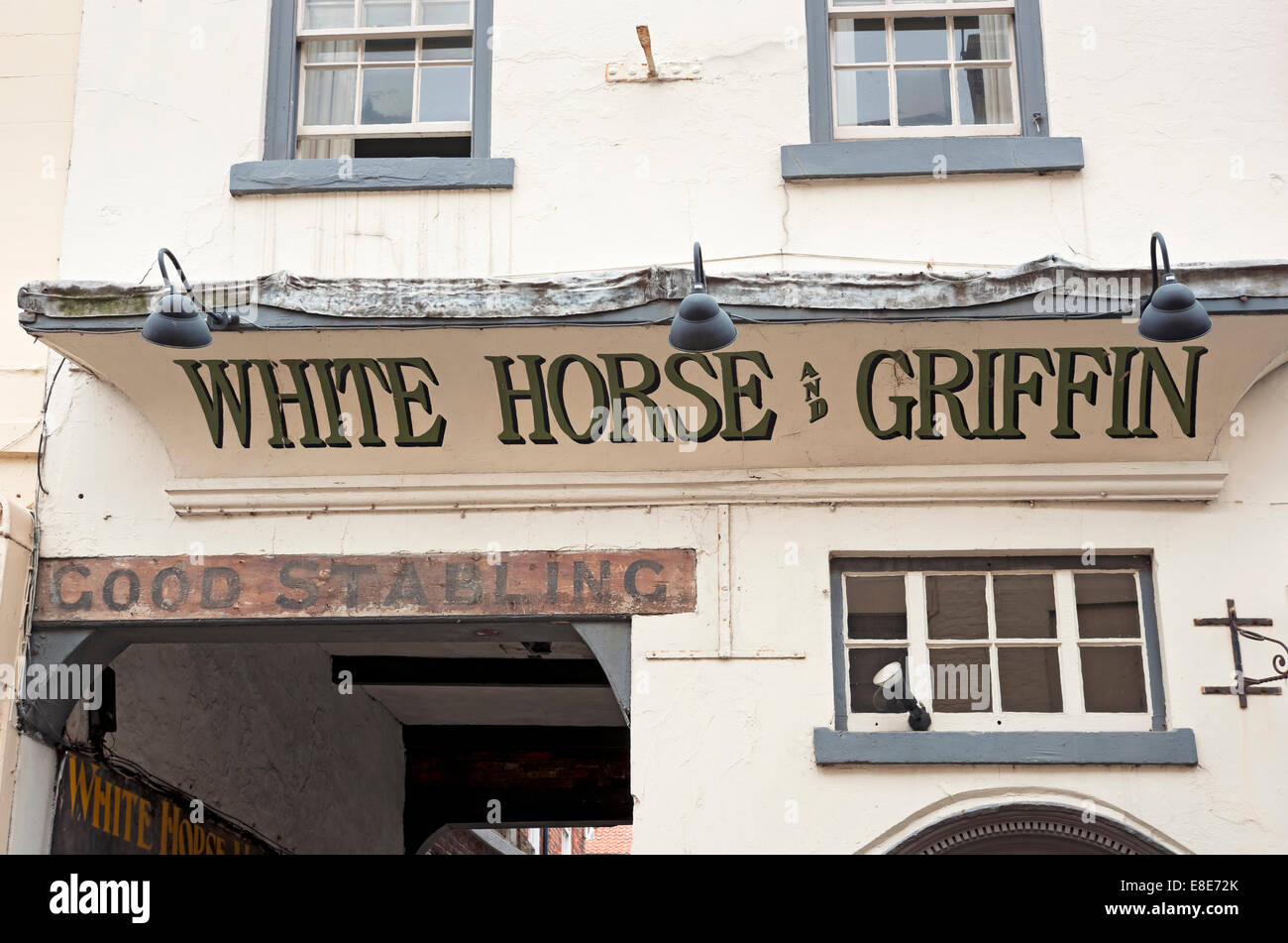 Pubs Whitby High Resolution Stock Photography and Images - Alamy