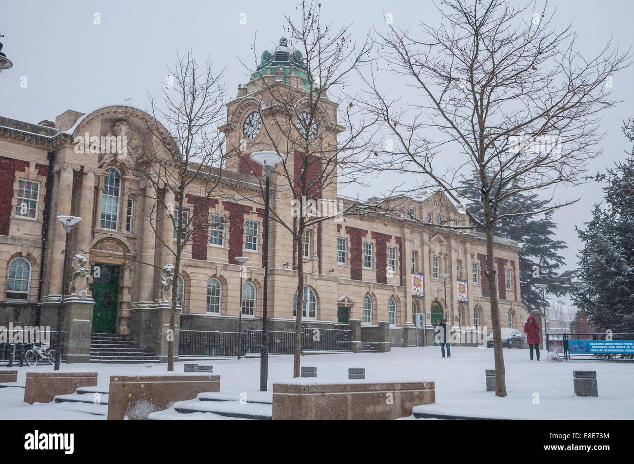 Winter Snow Blizzard In Barry Stock Photos & Winter Snow Blizzard In ...