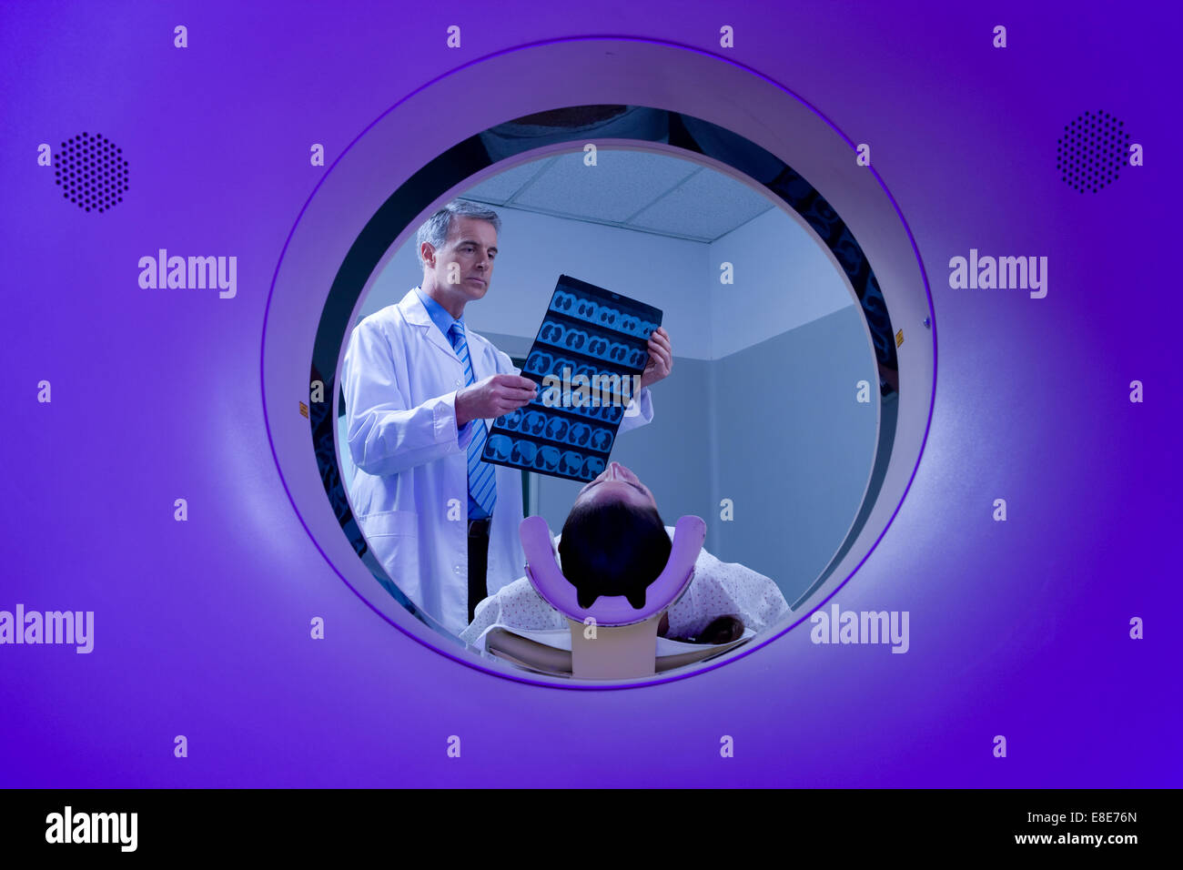 Radiologist uk hi-res stock photography and images - Alamy