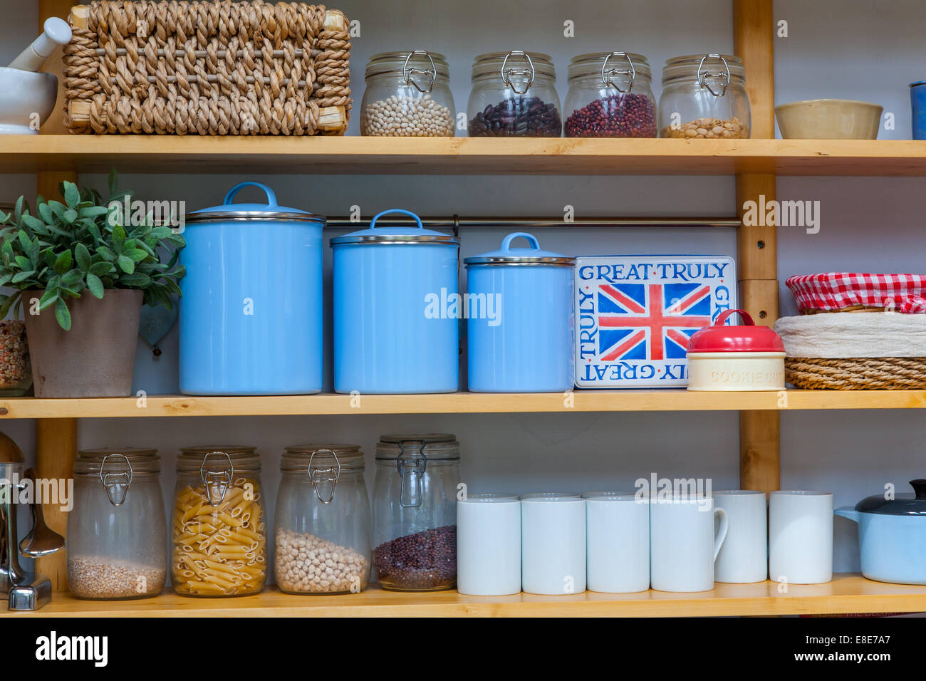 Kitchen storage jars hi-res stock photography and images - Alamy
