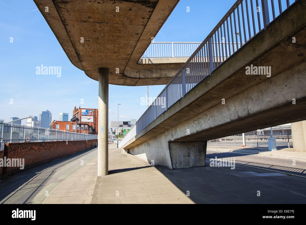Road footbridge hi-res stock photography and images - Alamy