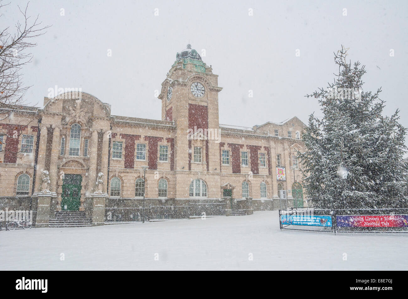 Winter snow blizzard in barry hi-res stock photography and images - Alamy