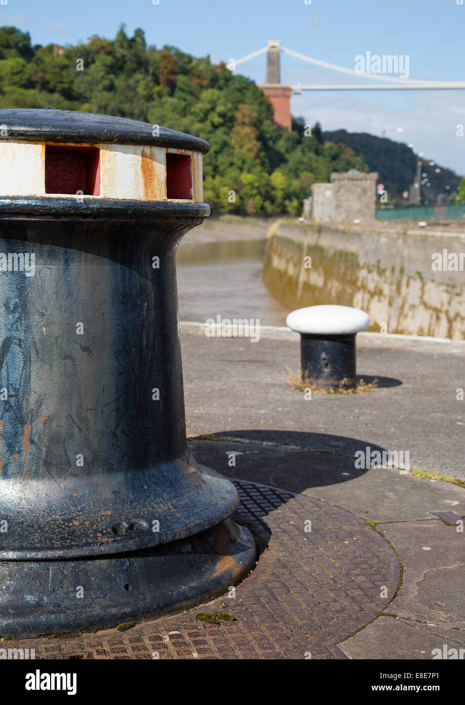 Bollard bridge hi-res stock photography and images - Alamy