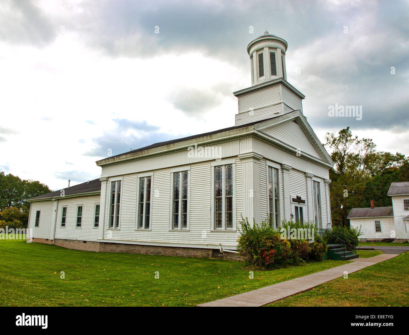 simple country church Stock Photo - Alamy