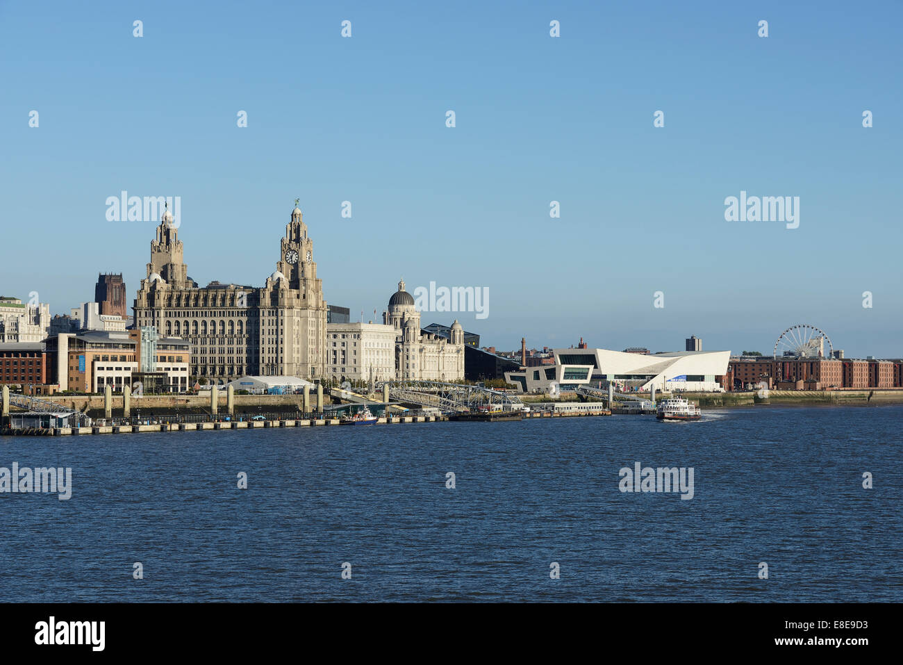 Liverpool landmarks hi-res stock photography and images - Alamy