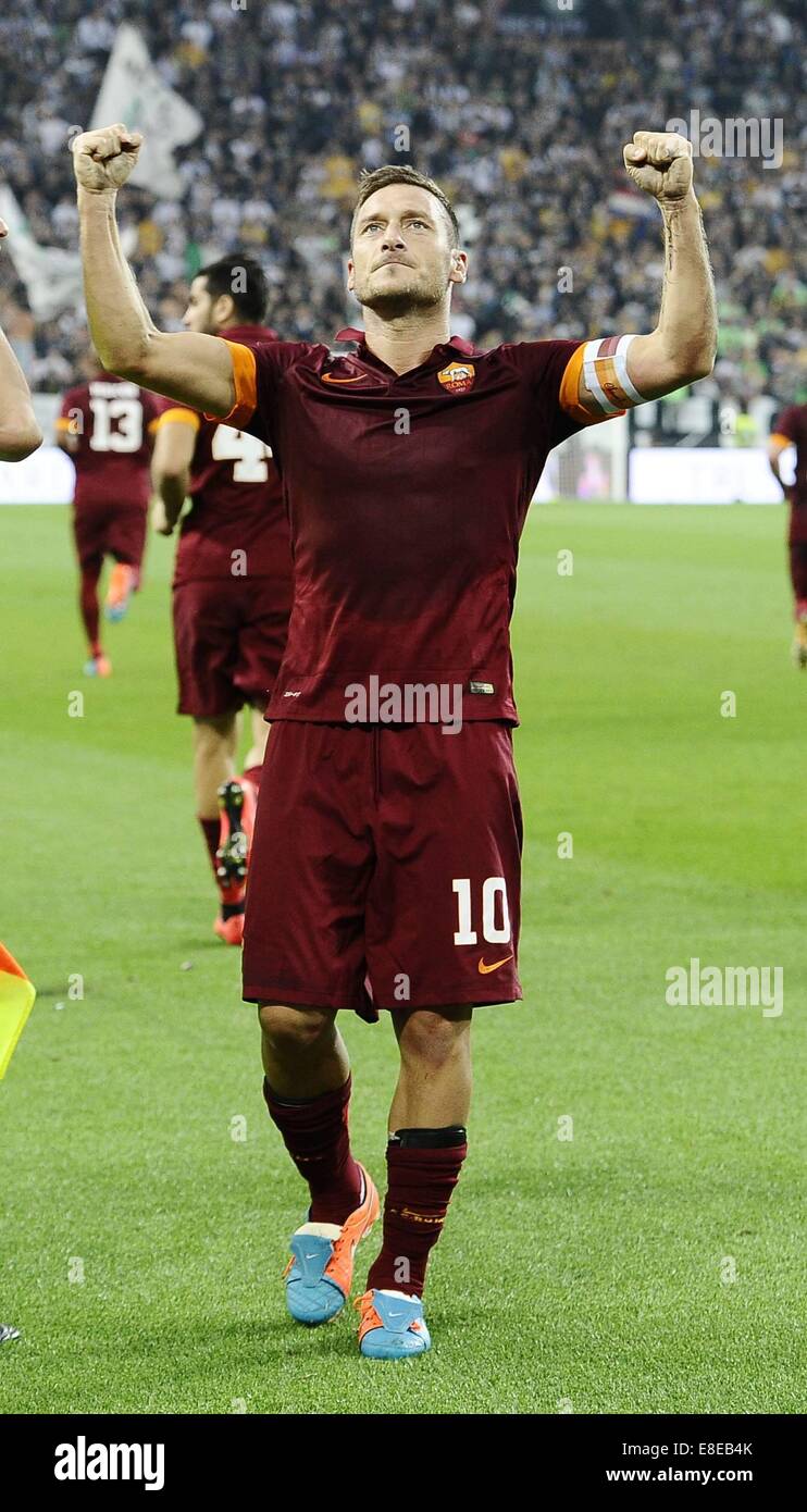 Turin, Italy. 5th Oct, 2014. Serie A football. Juventus versus AS Roma ...