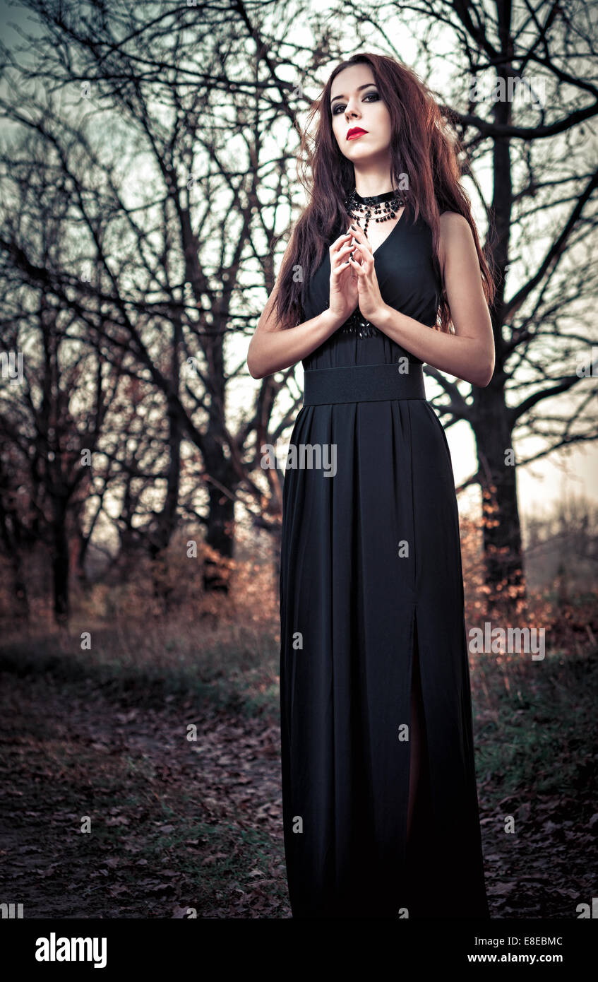 Beautiful goth hi-res stock photography and images - Alamy