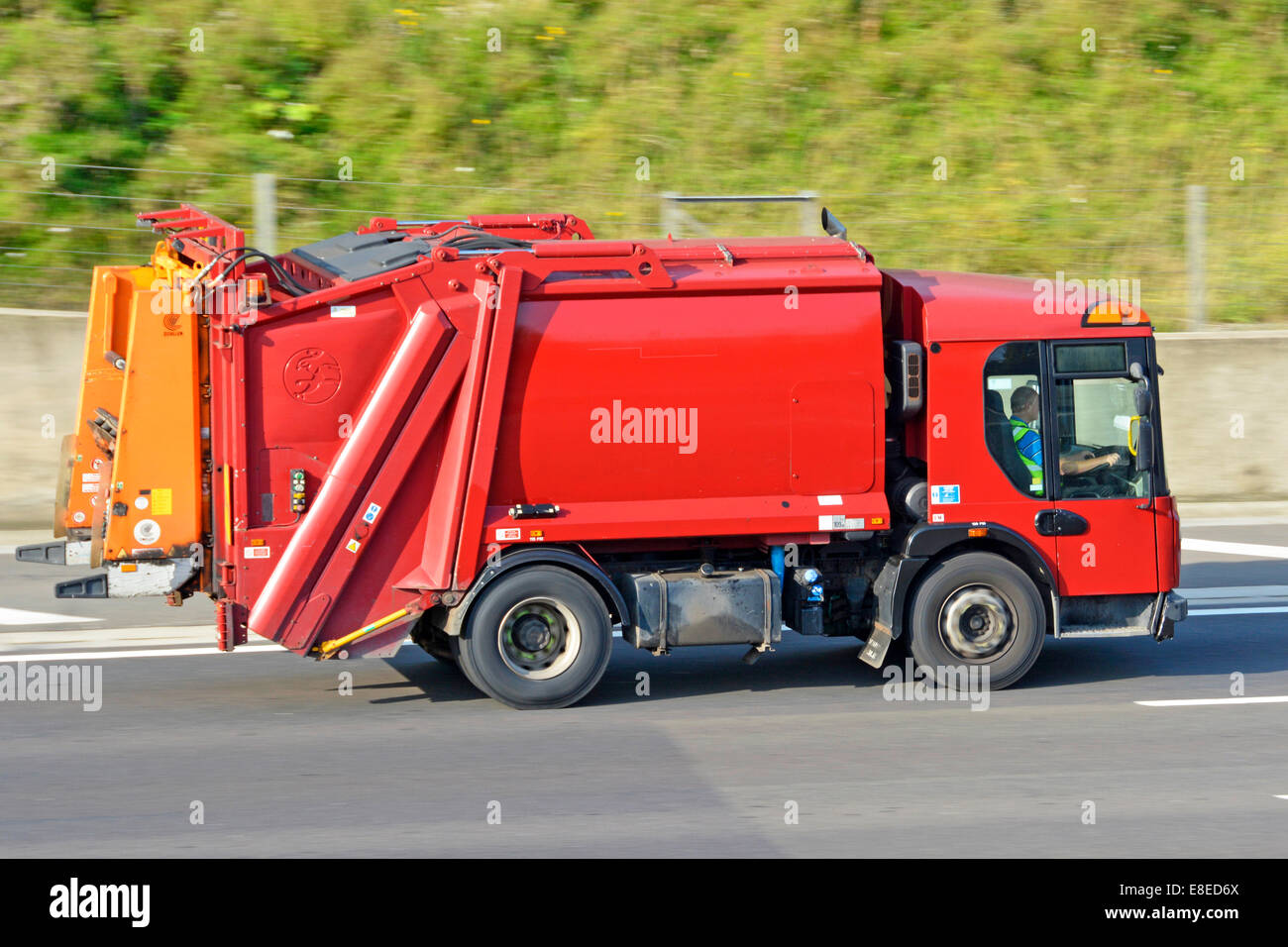 Dustcart Stock Photos & Dustcart Stock Images - Alamy