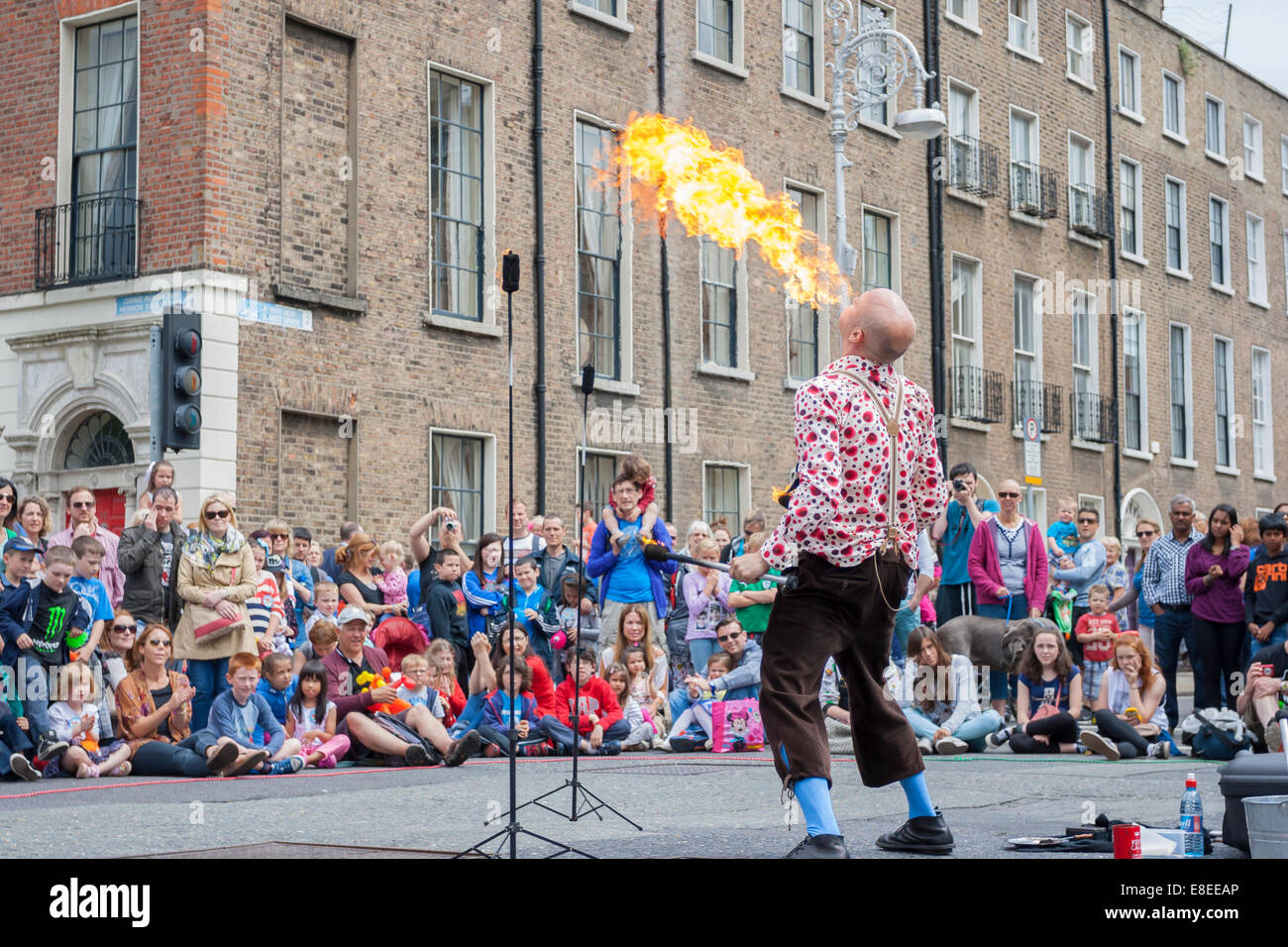 Dublin merrion square night hi-res stock photography and images - Alamy