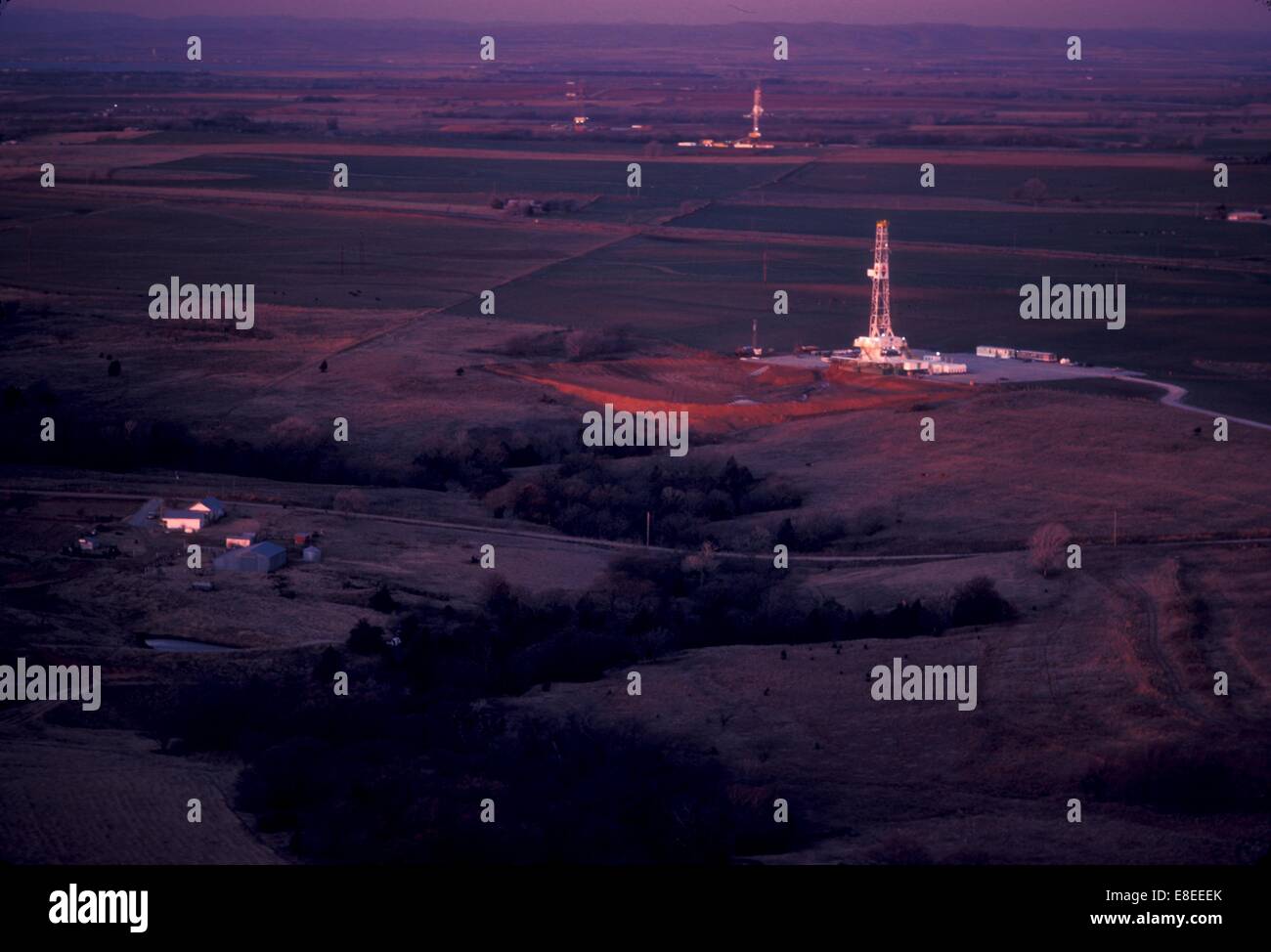 Two drilling rigs hi-res stock photography and images - Alamy