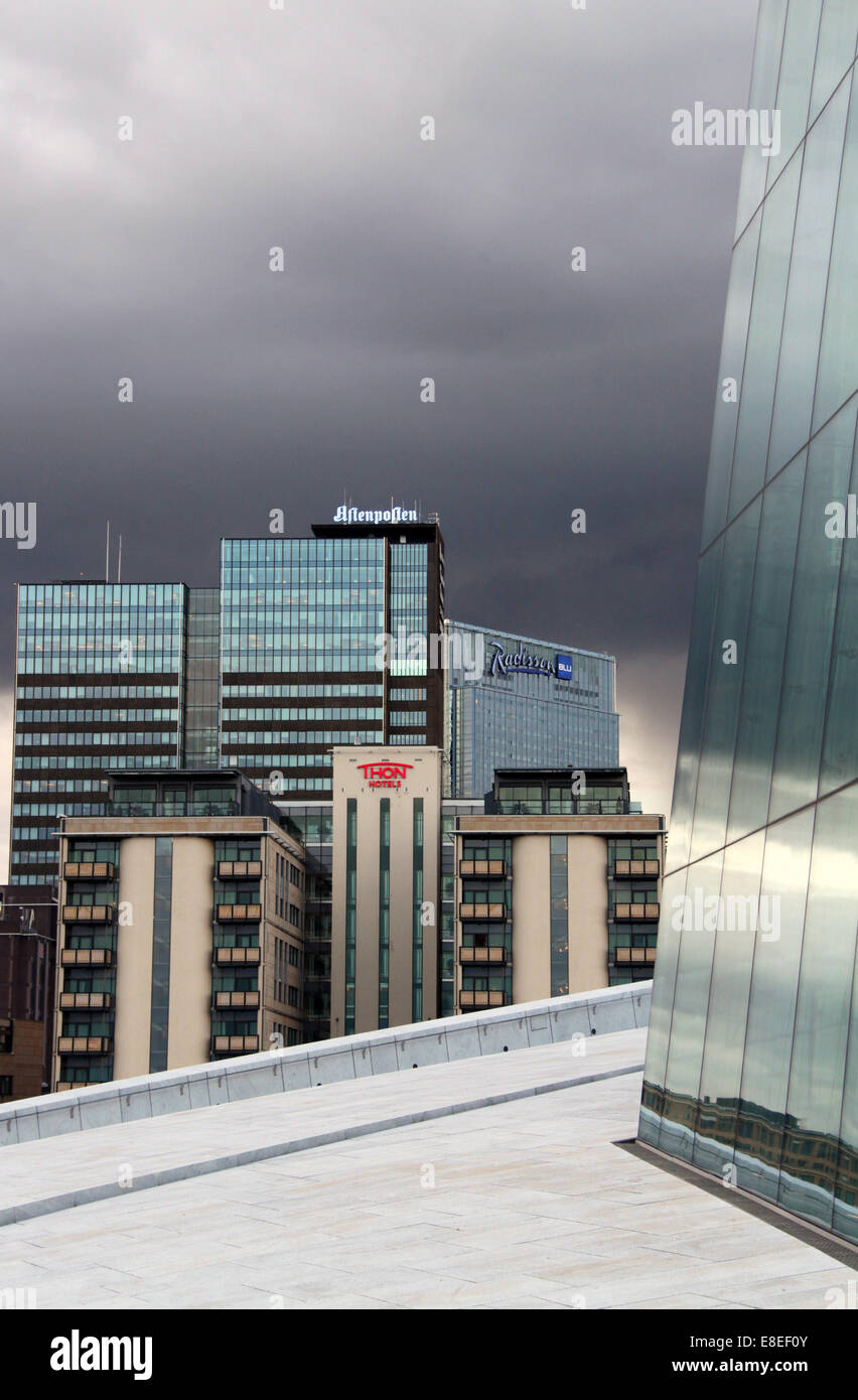 Slanting house hi-res stock photography and images - Alamy