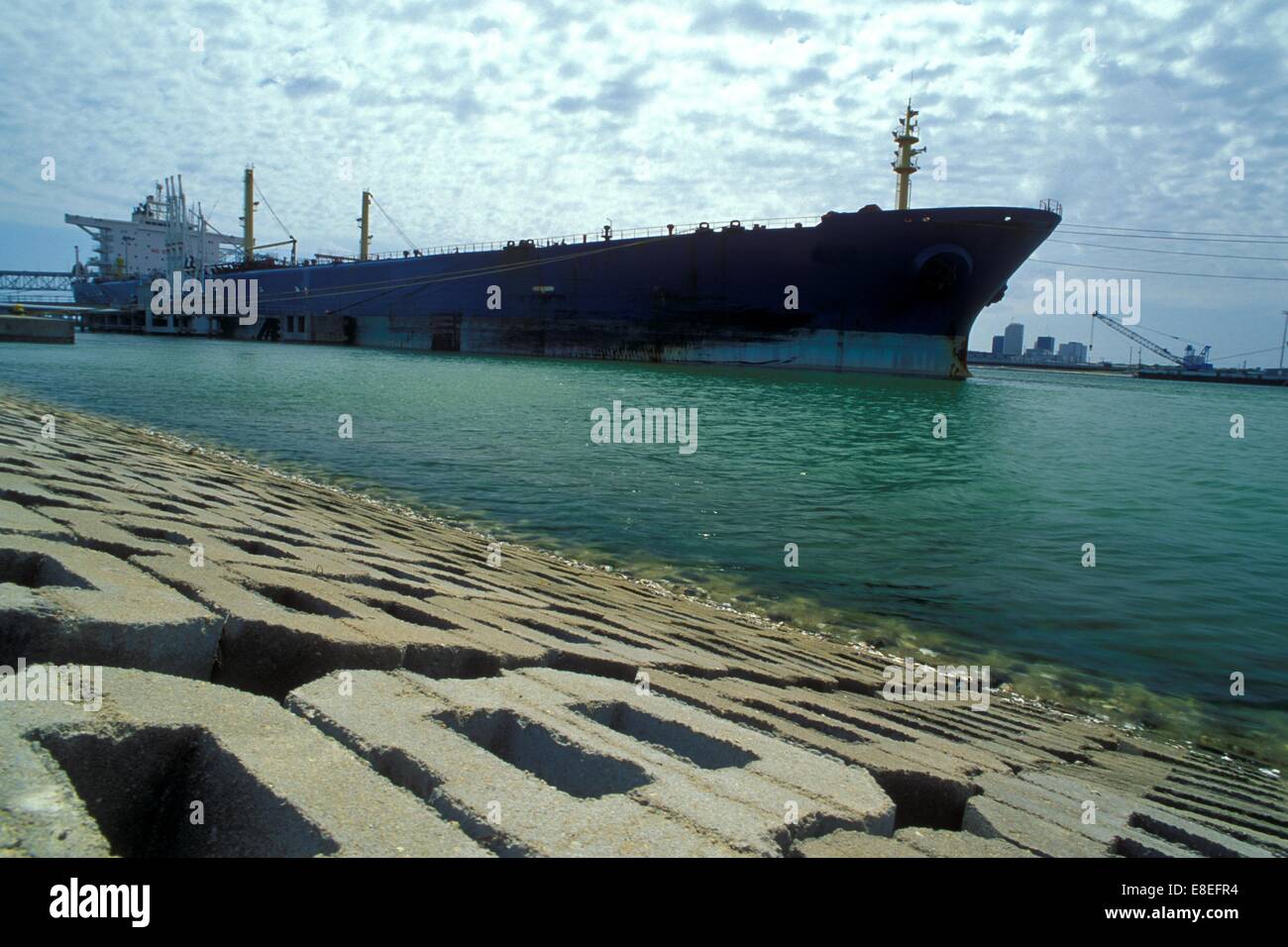 Oil Refinery Texas Tanker High Resolution Stock Photography and Images ...